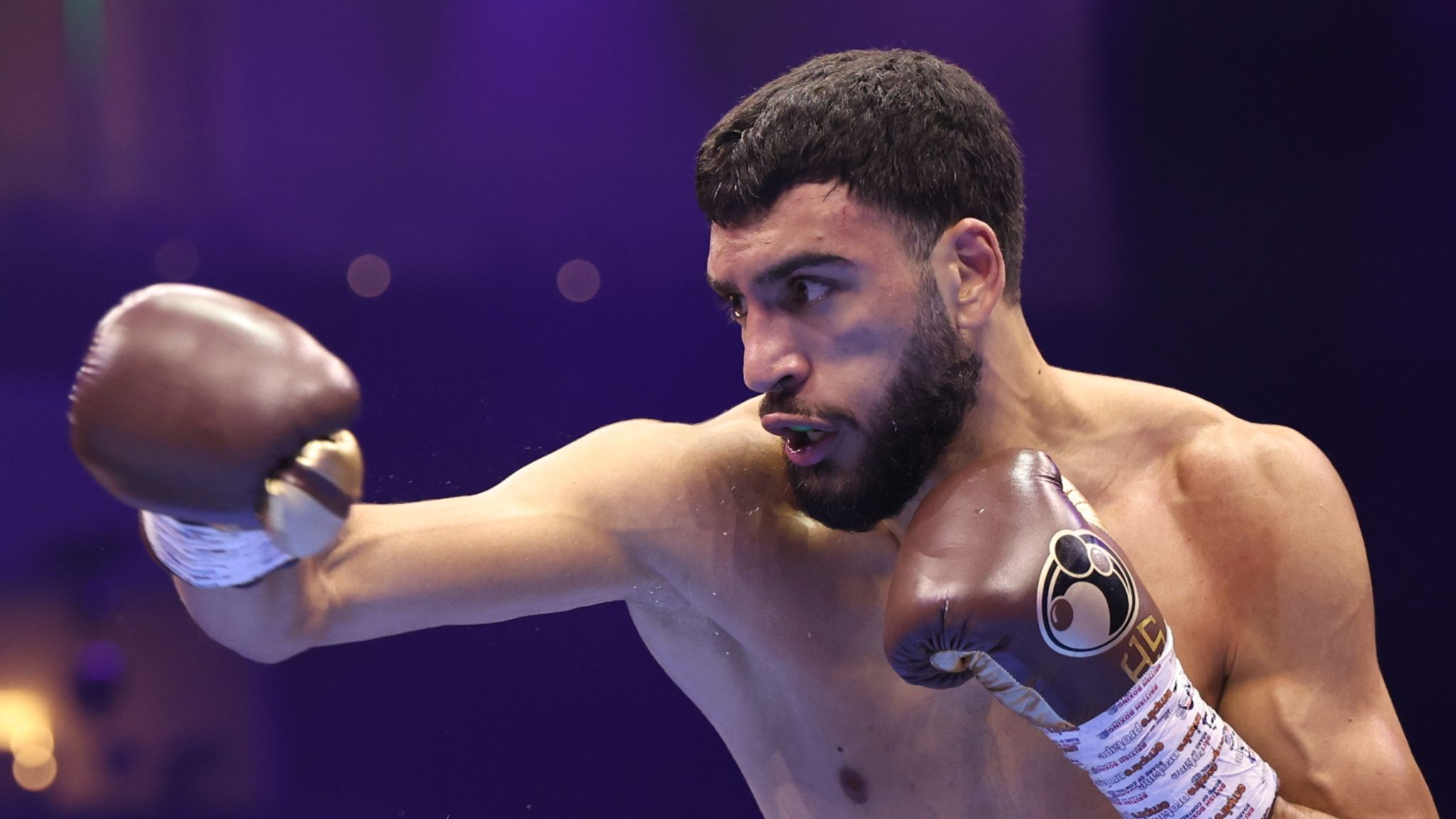 Hamzah Sheeraz hammers Edgar Berlanga to advance his case for a shot at Canelo Alvarez | Boxing ...