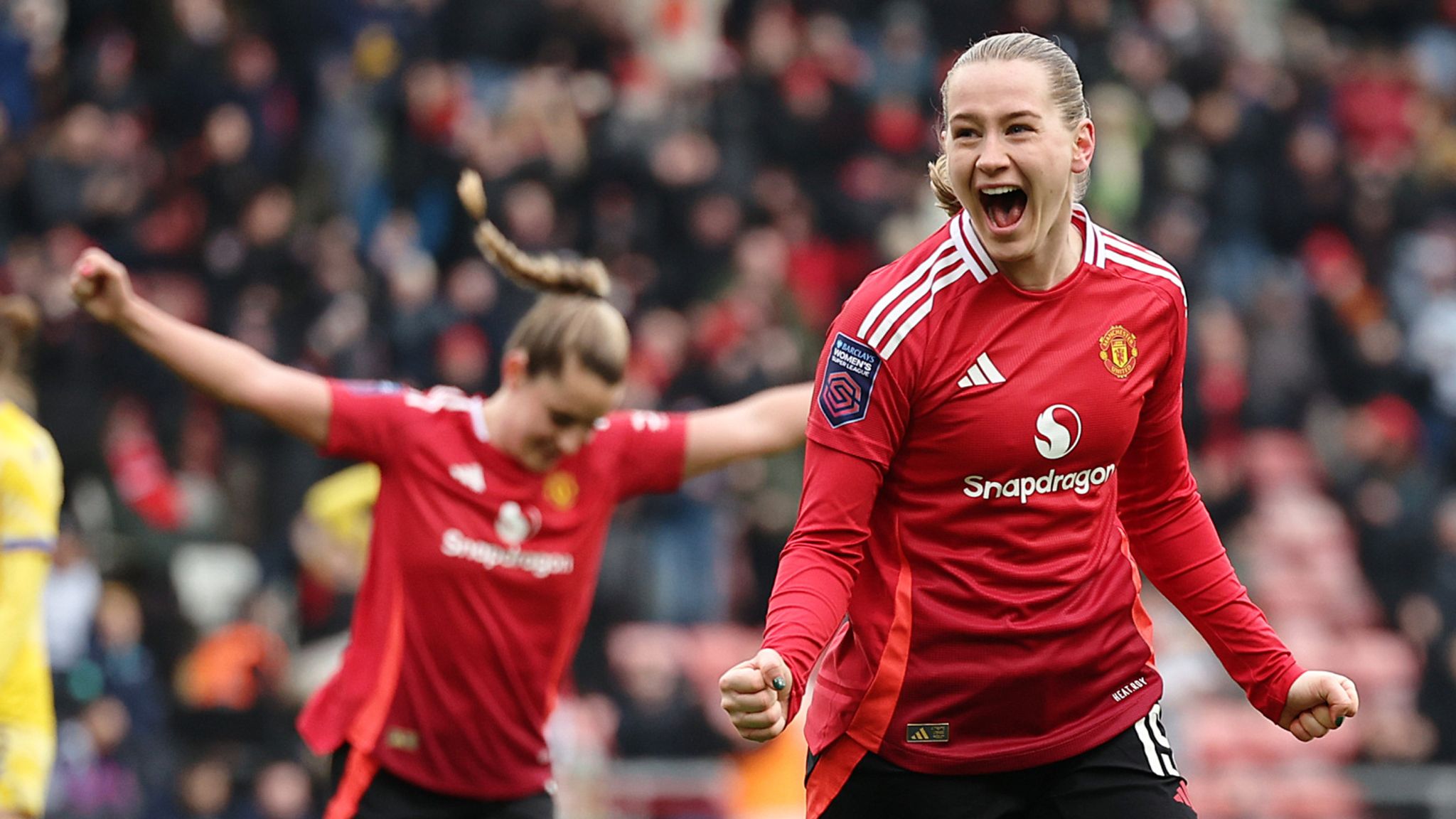 Women's Super League: Arsenal thrash Tottenham as Elisabeth Terland ...