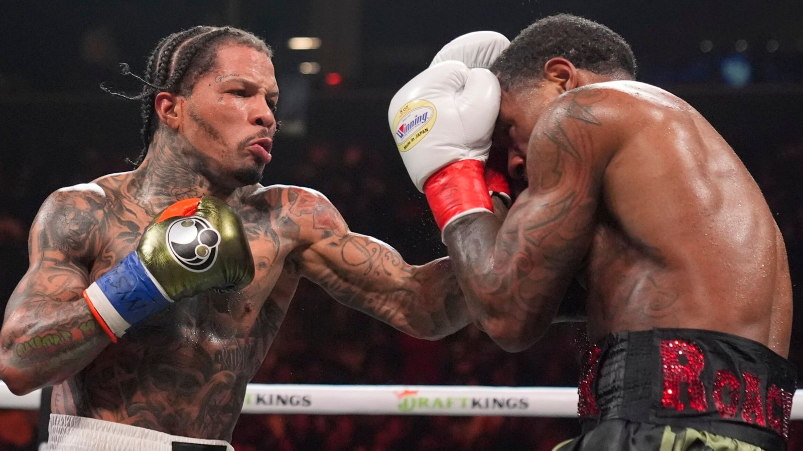 Gervonta Davis holds onto lightweight belt after knockdown controversy sparks boos | Boxing News ...