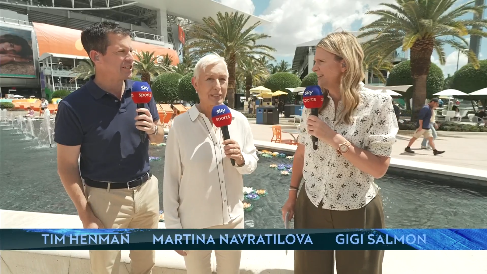 Emma Raducanu: Martina Navratilova calls on British star to sort her ...