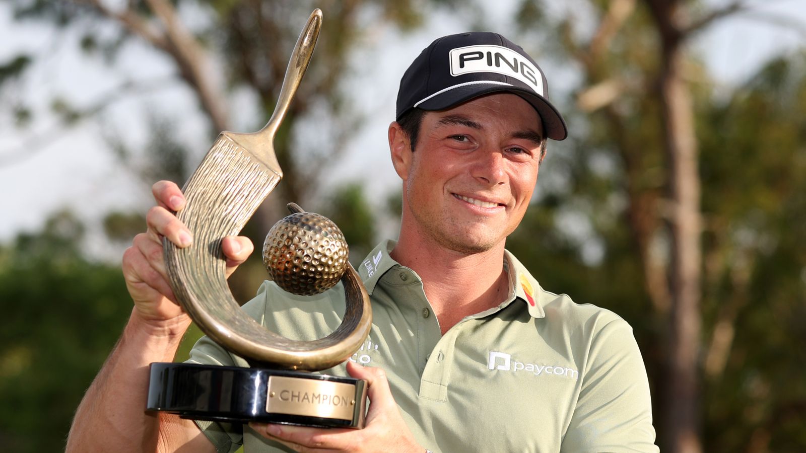 Viktor Hovland defies swing issues and 'disgusting shots' for PGA Tour ...