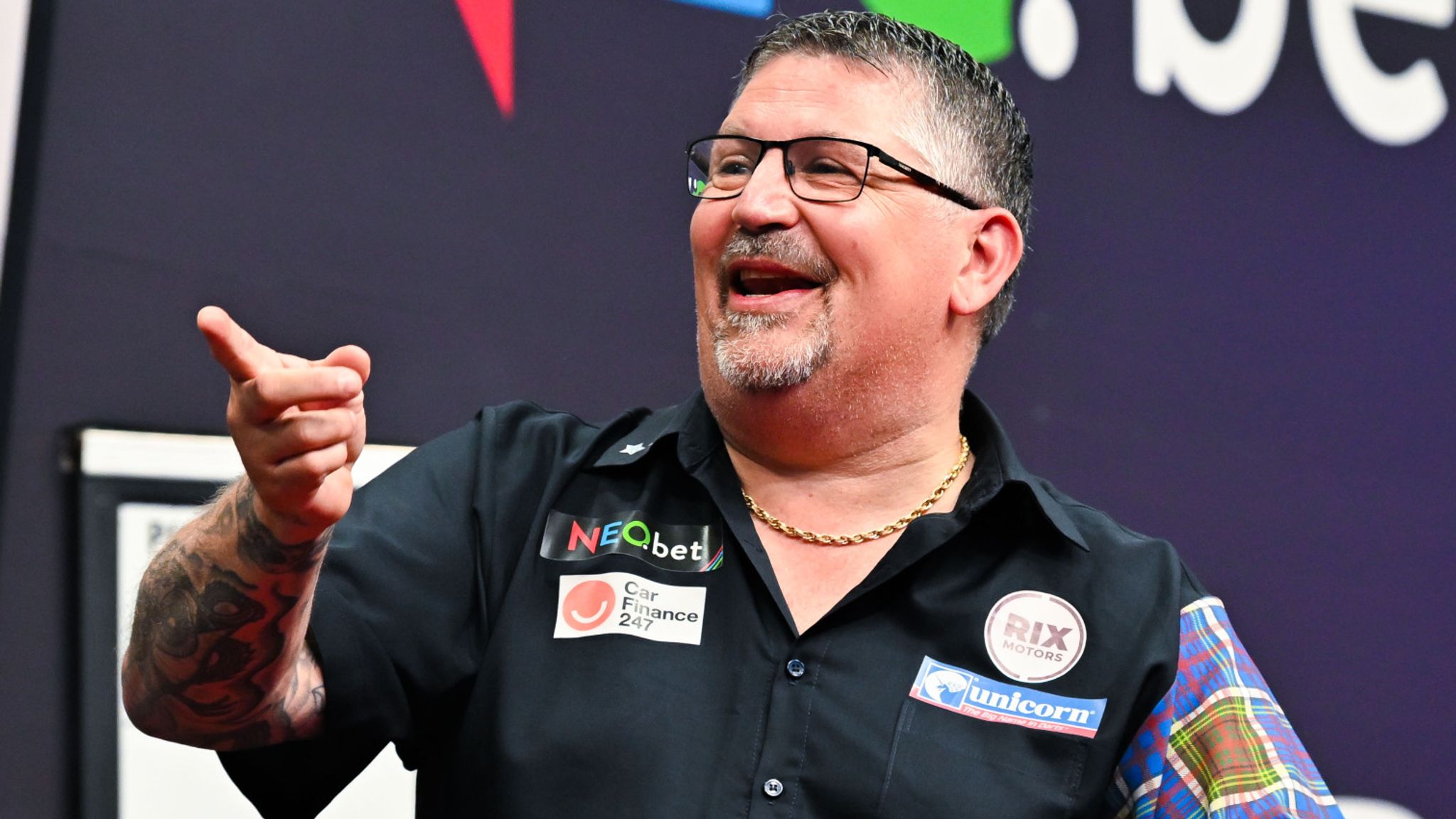 Gary Anderson wins Players Championship 7 after nine-darters for Ryan Searle, Dirk van ...
