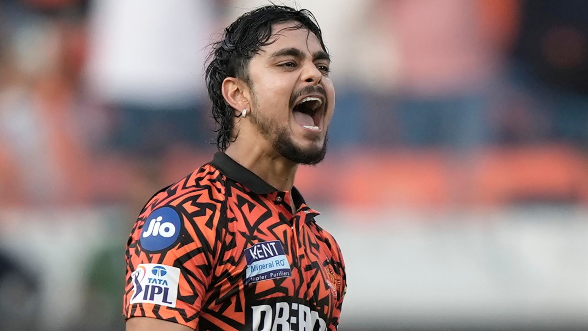 Jofra Archer records worst bowling figures in IPL history - 0-76 for ...