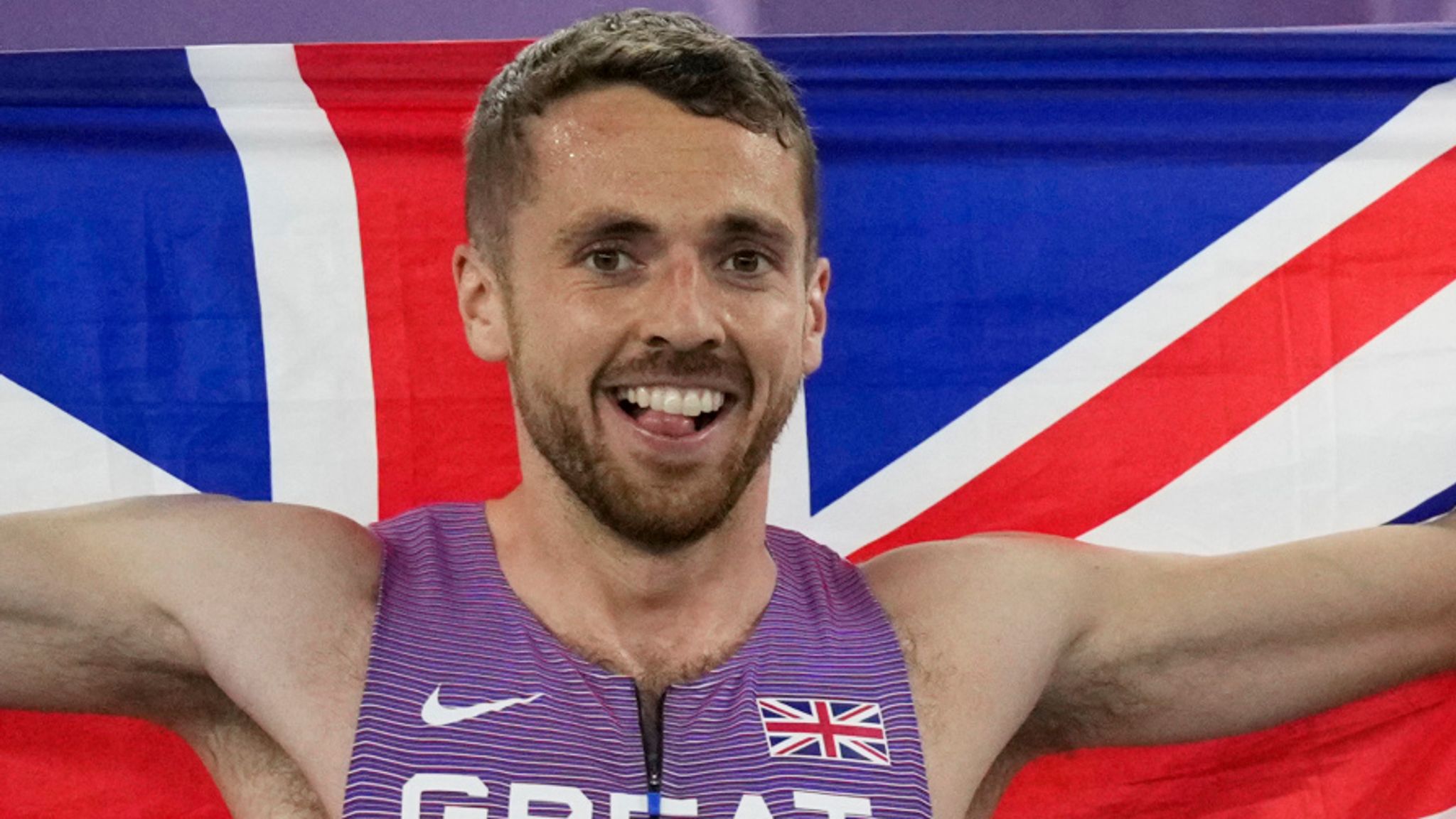 Great Britain's Neil Gourley and Georgia Hunter Bell win 1500m medals ...