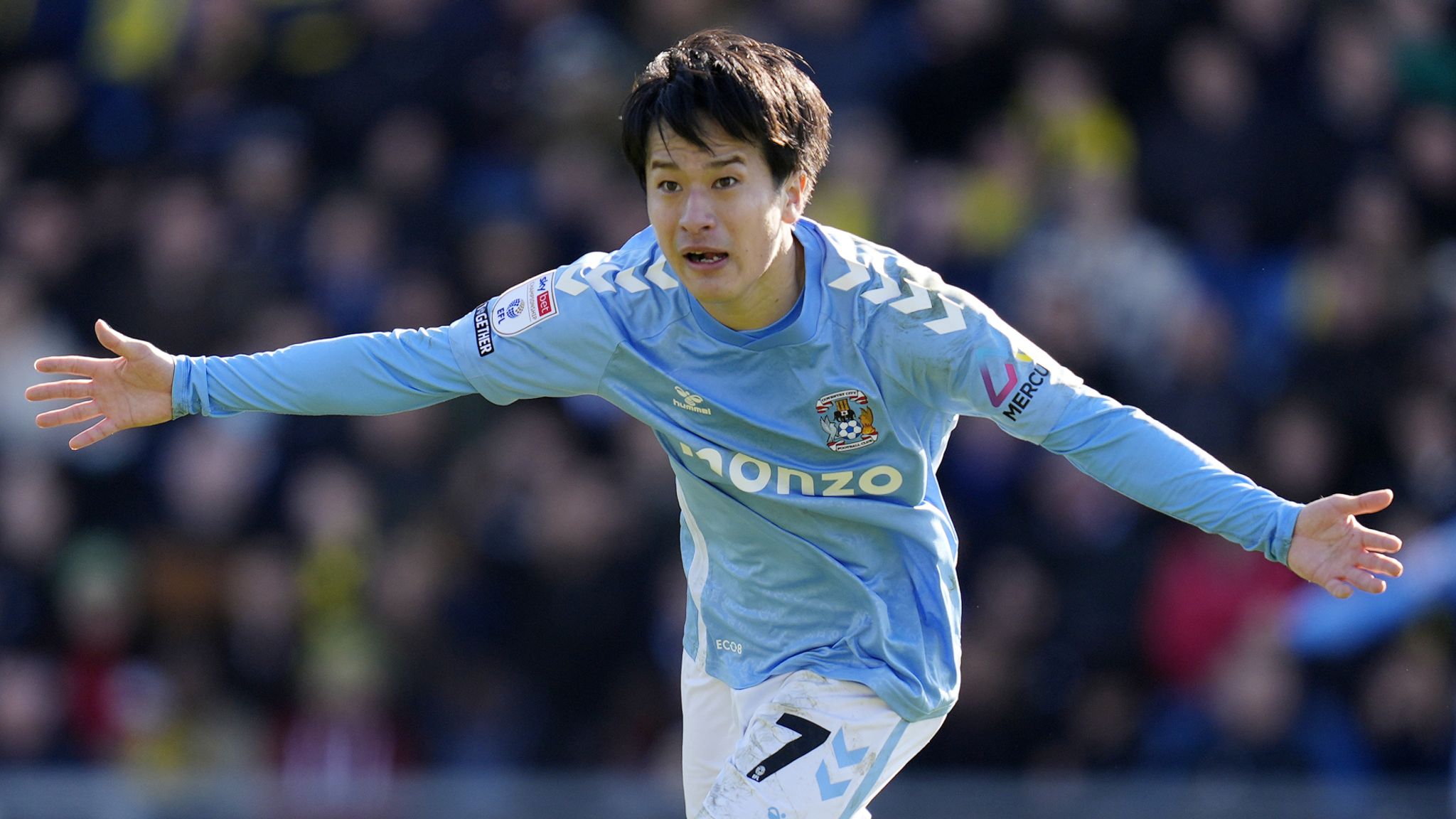 Oxford United 2-3 Coventry City: Tatsuhiro Sakamoto seals eighth win in nine for Frank Lampard's ...