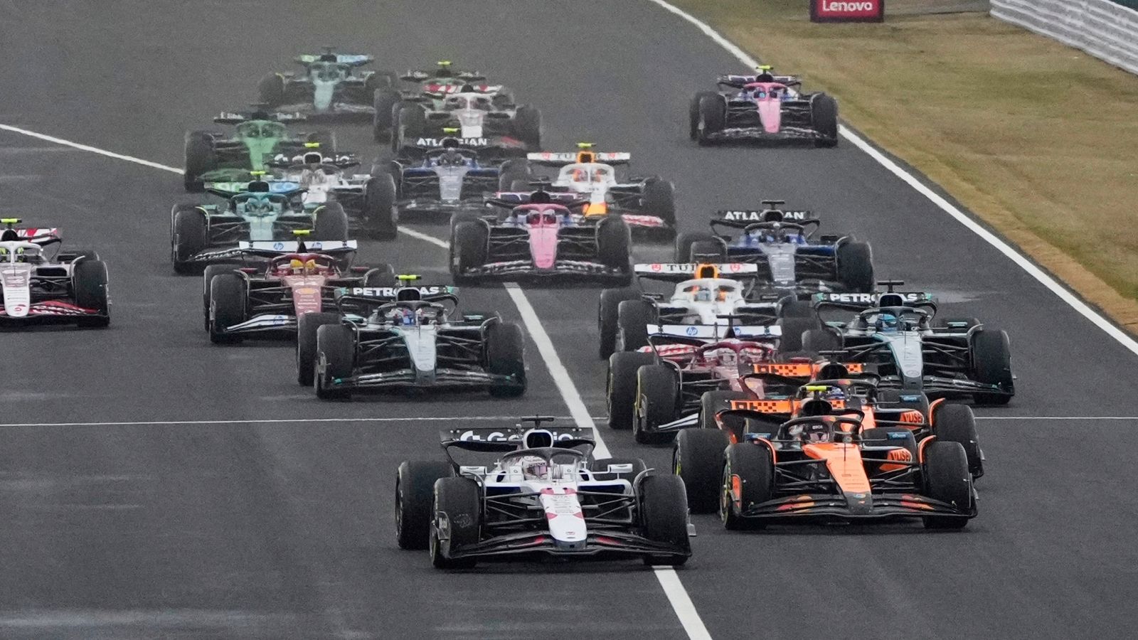 Bahrain GP: No return of V10 engines in F1 'before 2029' after ...