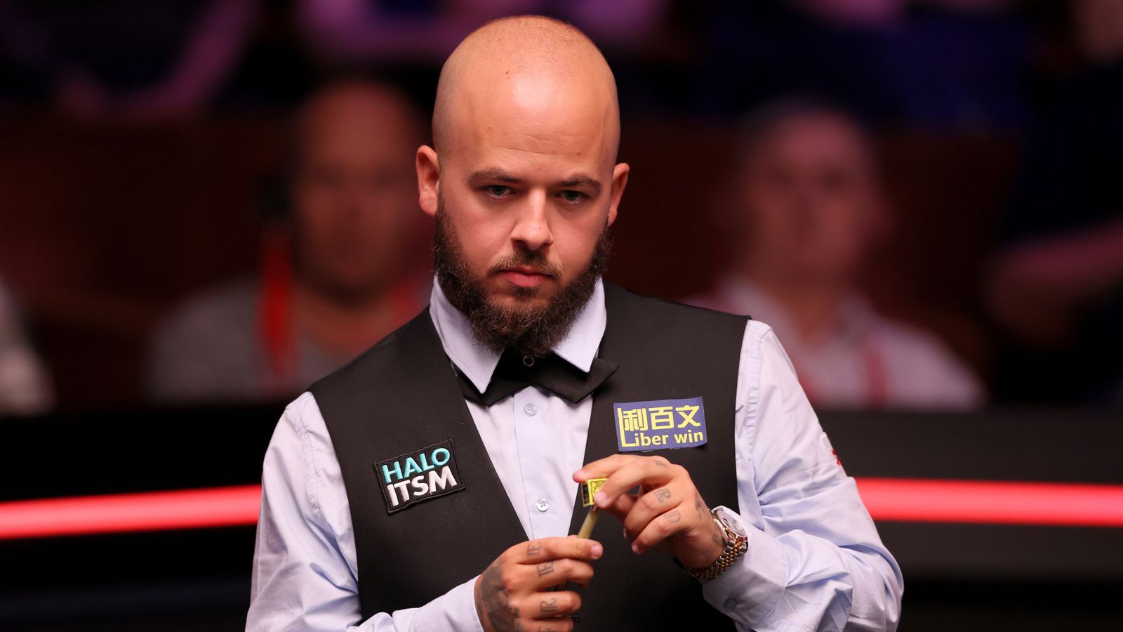 World Snooker Championship: Ronnie O'Sullivan and Luca Brecel breeze ...