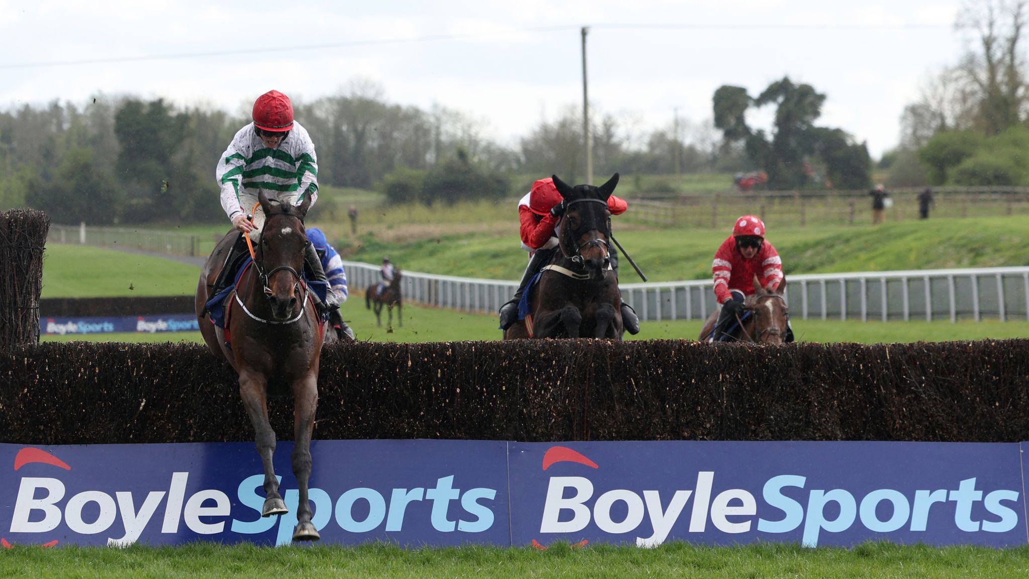 Irish Grand National: Haiti Couleurs collects brilliant Fairyhouse ...