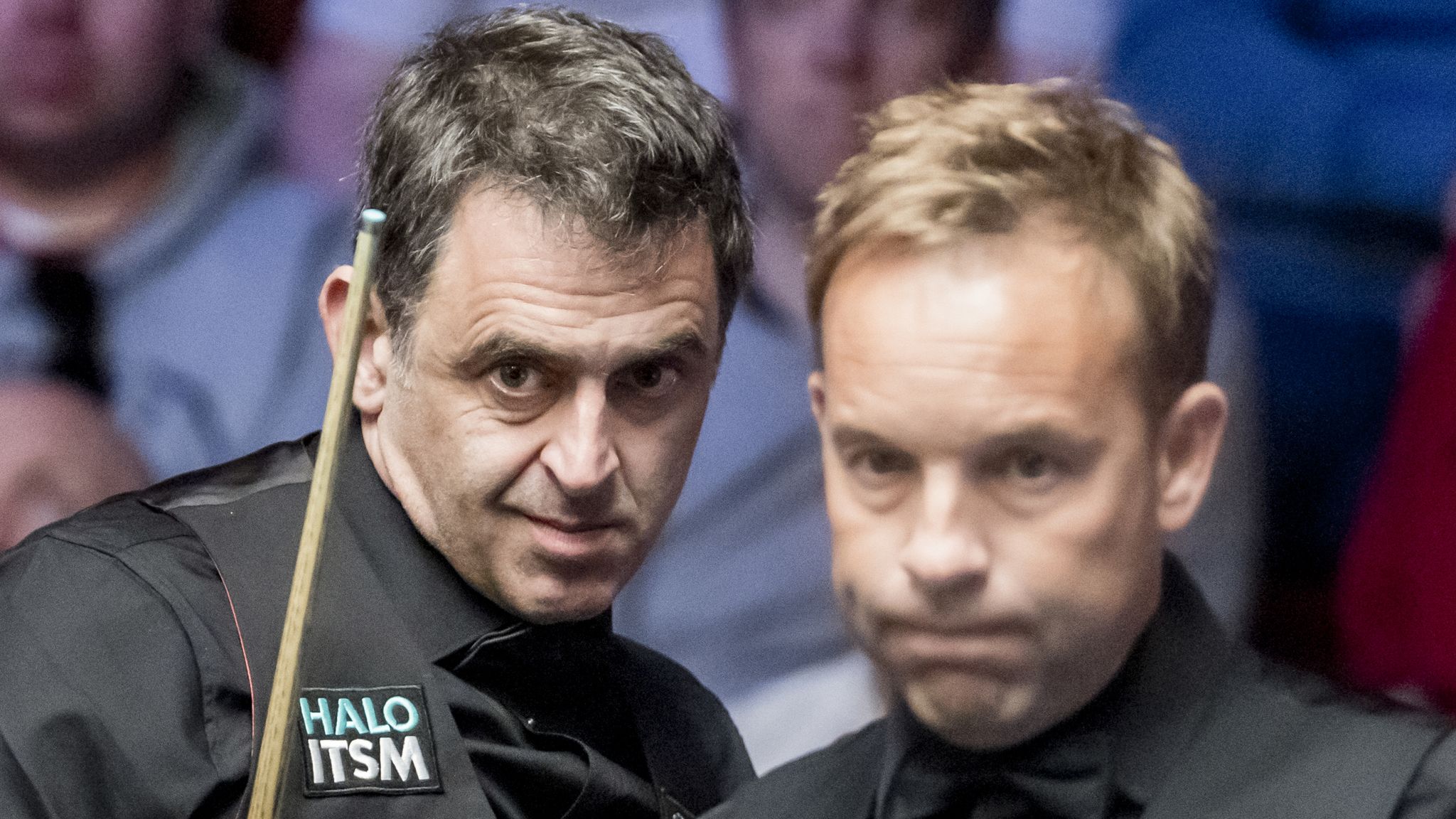 World Snooker Championship: Ronnie O'Sullivan holds narrow Crucible ...