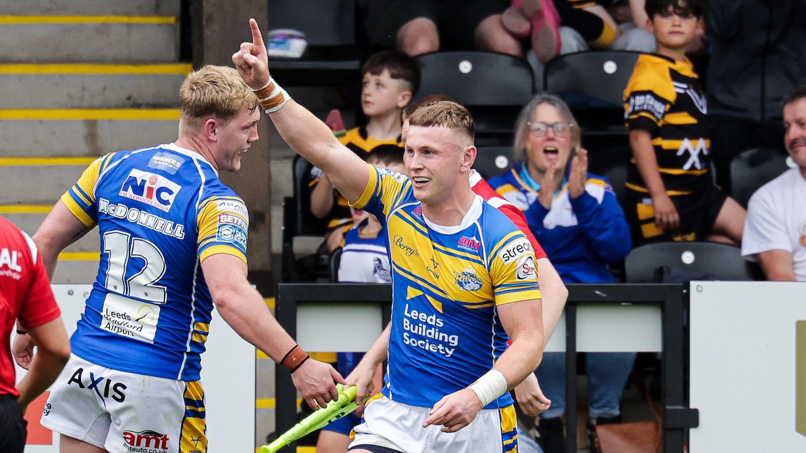 Super League: Leeds climb to third as Harry Newman and Sam Lisone ...