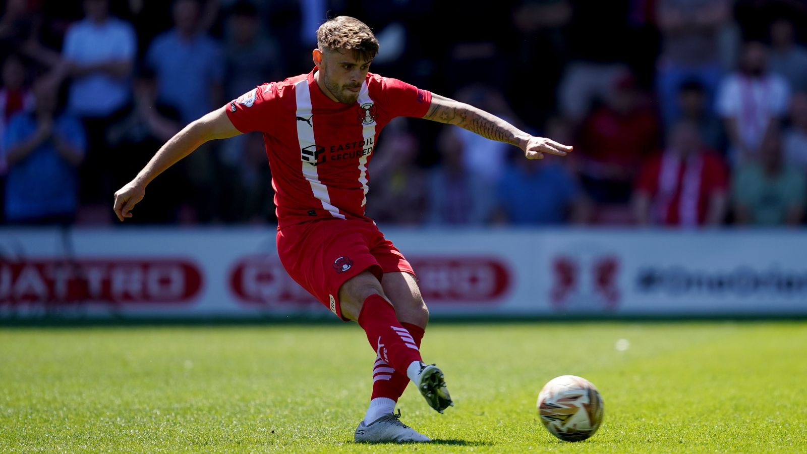 Leyton Orient 2-2 Stockport County: Charlie Kelman scores late penalty ...