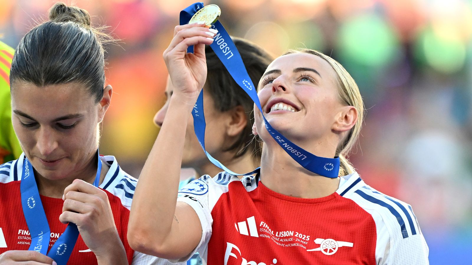 Chloe Kelly: Arsenal sign England forward on permanent deal after Man City contract expires ...