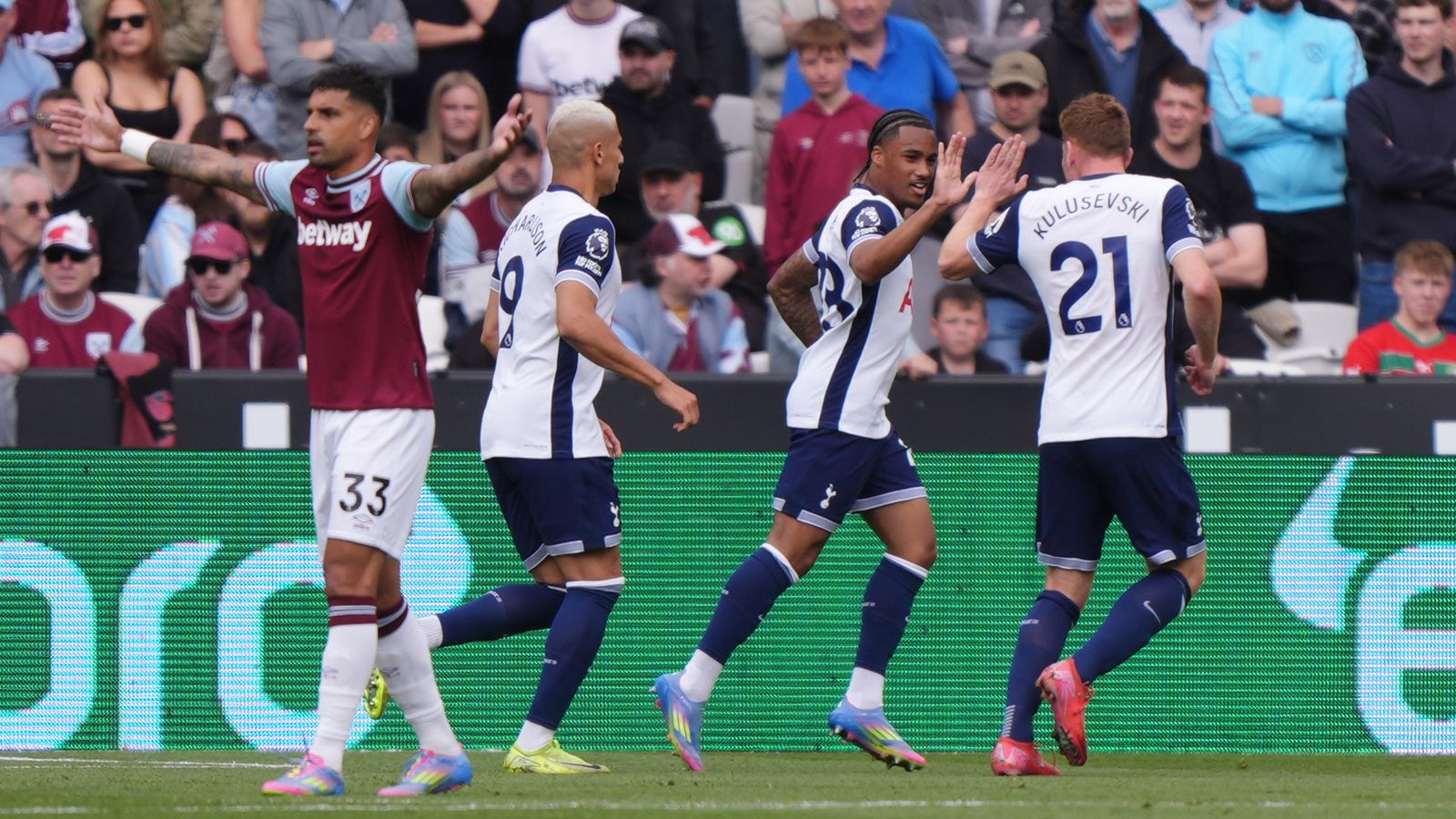 West Ham 1 - 1 Spurs - Match Report & Highlights