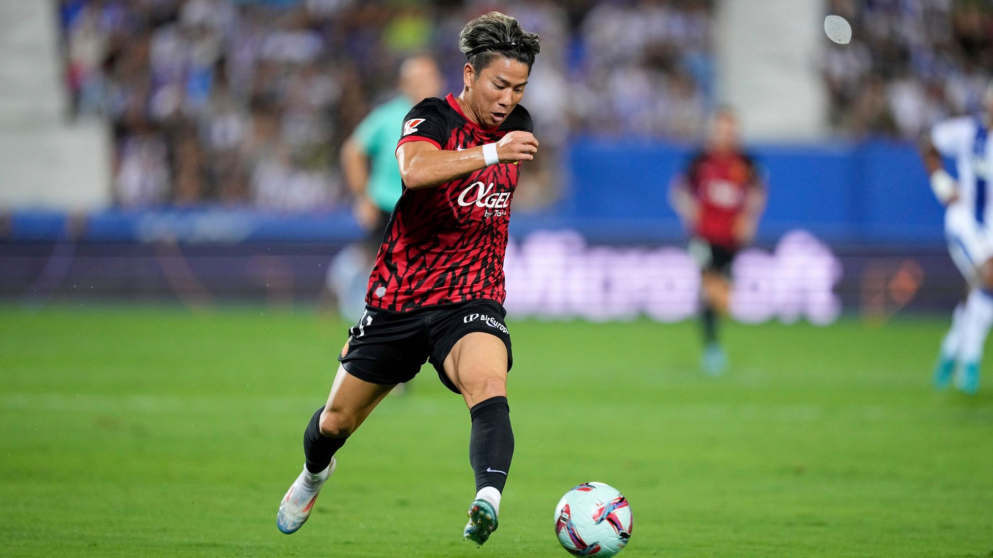 Takuma Asano interview: From Arsenal move to World Cup glory with Japan ...
