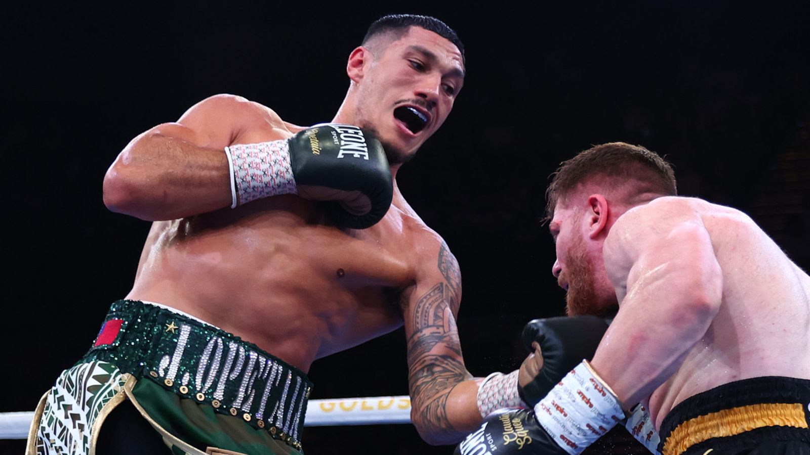 Jai Opetaia beats Claudio Squeo with thumping KO victory to retain IBF cruiserweight title ...