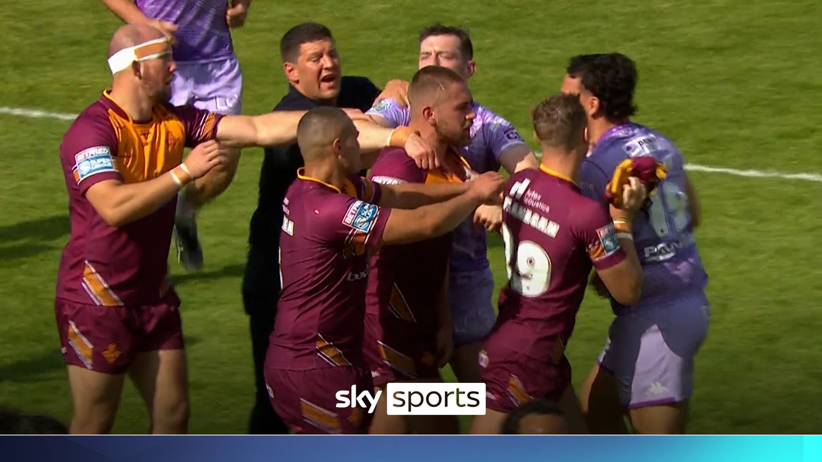 Wigan Warriors head coach Matty Peet stops post-match brawl | Rugby ...