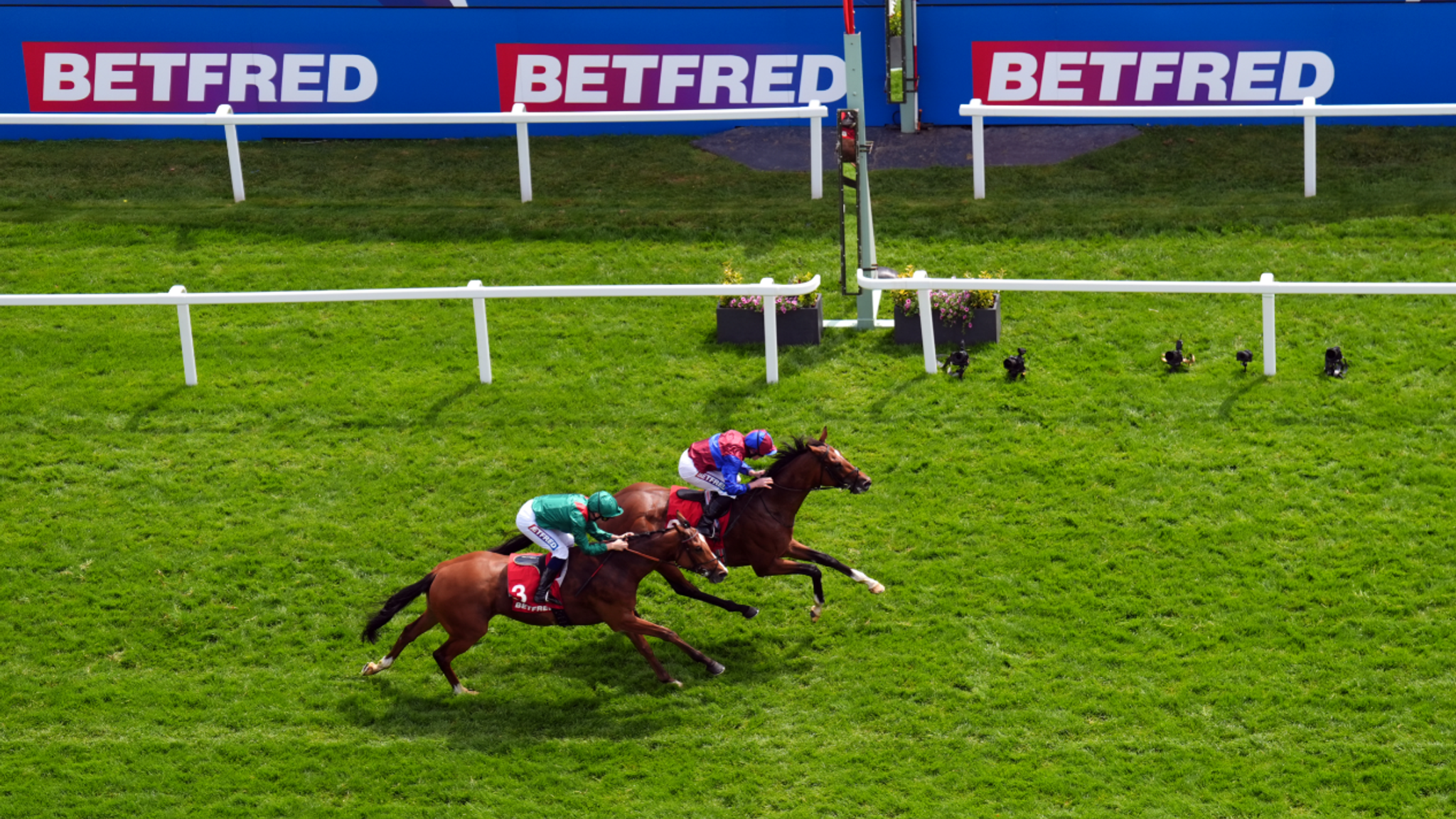 Today on Sky Sports Racing: Jan Brueghel and Calandagan clash in King ...