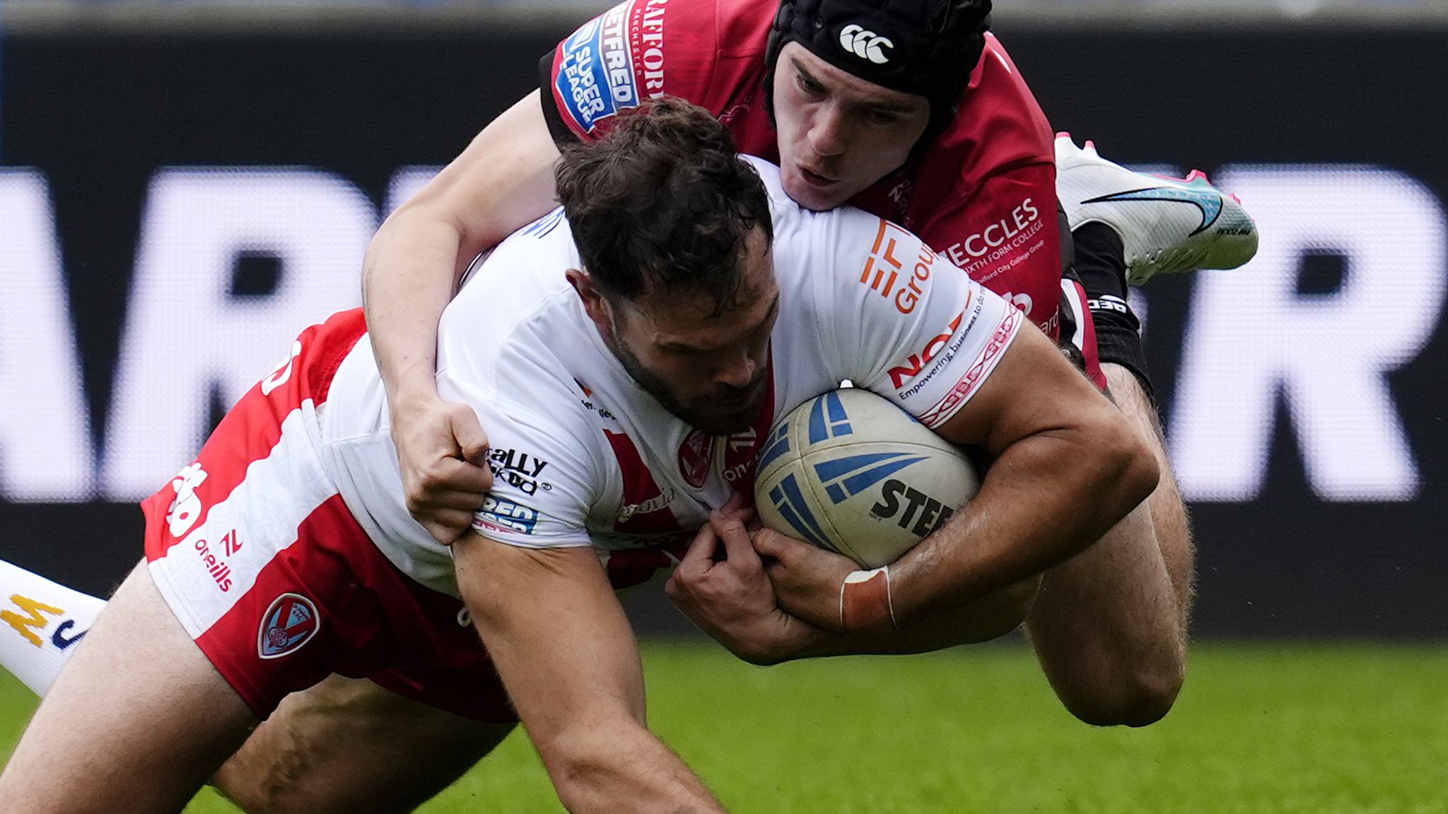 Betfred Super League: Joe Ofahengaue's late try sees Leigh beat ...