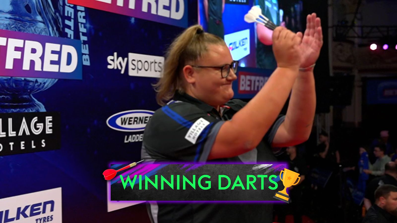 Women's World Matchplay Darts: Beau Greaves breezes through to semis ...