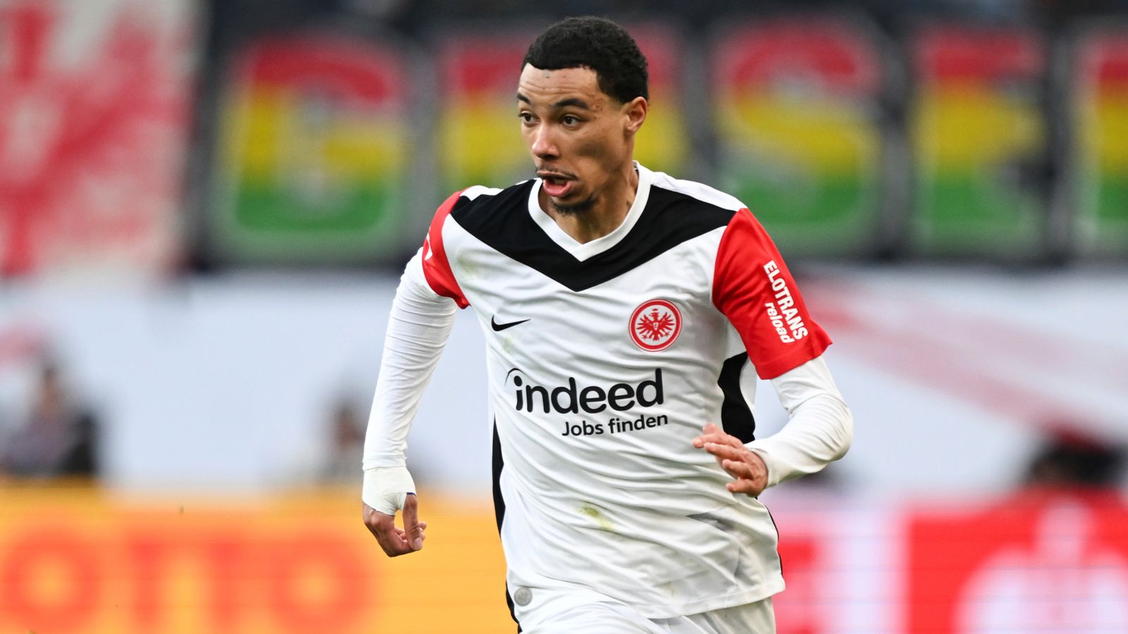 Hugo Ekitike transfer news: Liverpool open talks with Eintracht ...