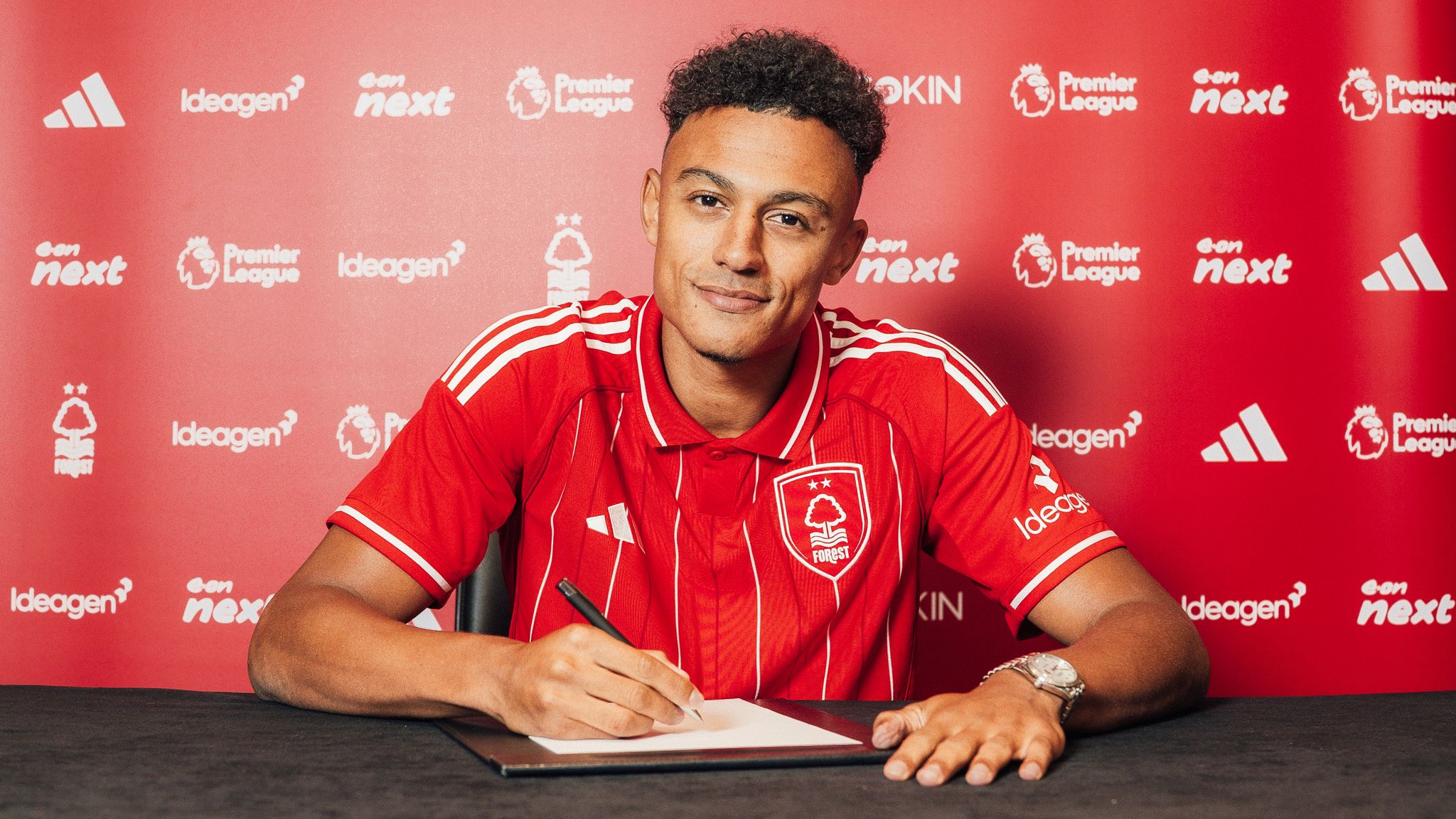 Dan Ndoye transfer: Nottingham Forest sign winger in deal worth £34m ...
