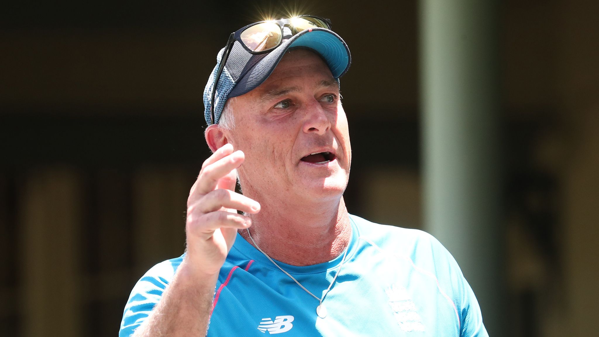 Graham Thorpe: Oval pays tribute to late England batter; headbands sold to raise money for ...