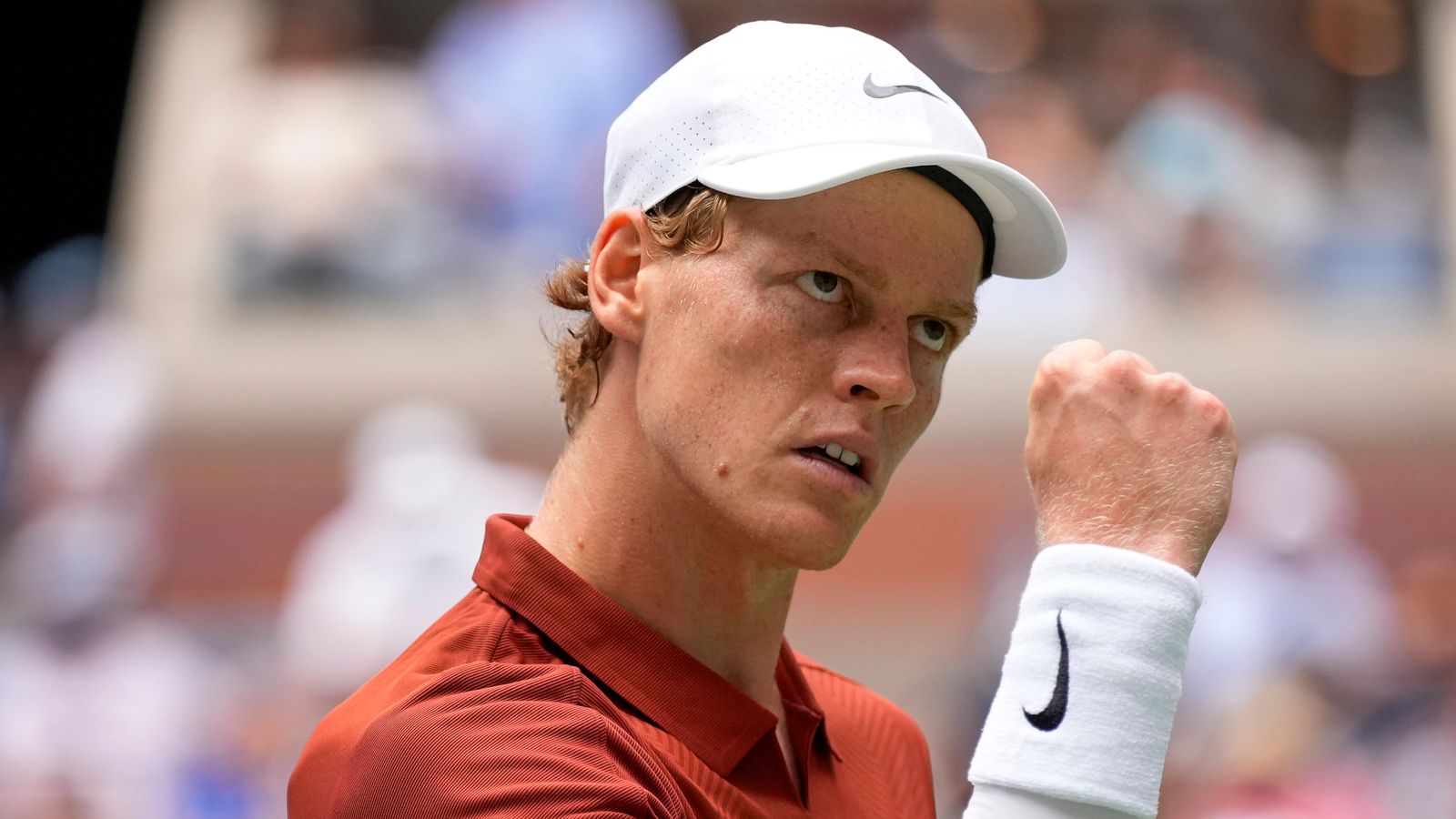 US Open: Jannik Sinner dominates Alexei Popyrin as Iga Swiatek survives ...