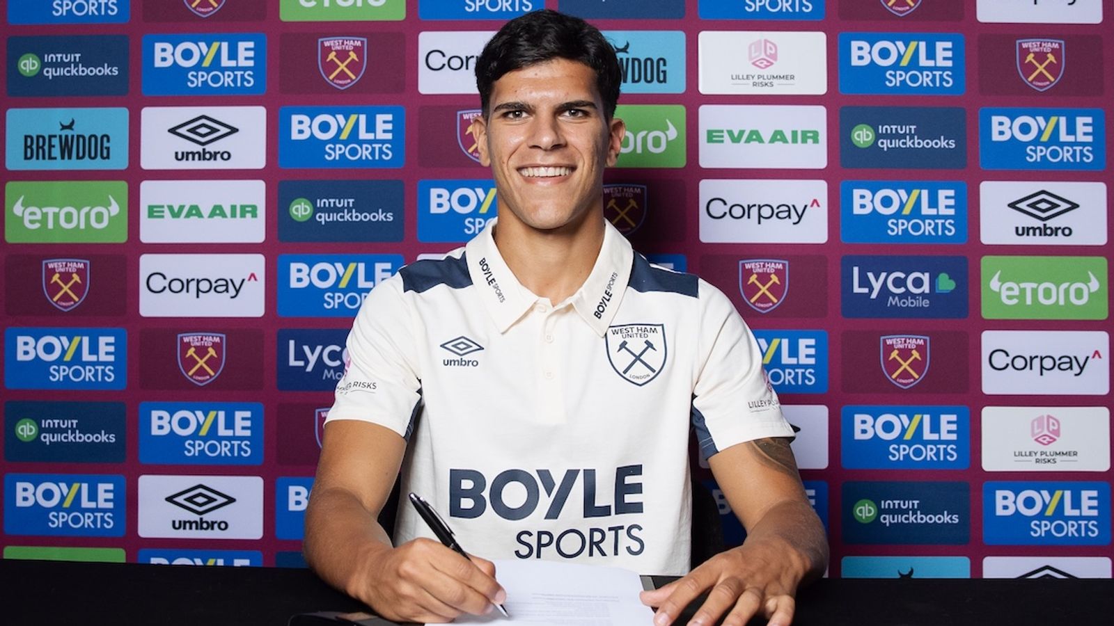 Mateus Fernandes transfer news: West Ham complete £42m deal to sign midfielder from Southampton ...