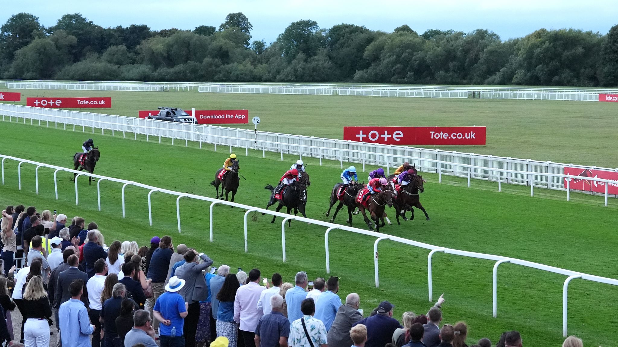 Today on Sky Sports Racing: London & The South look to take top spot as ...