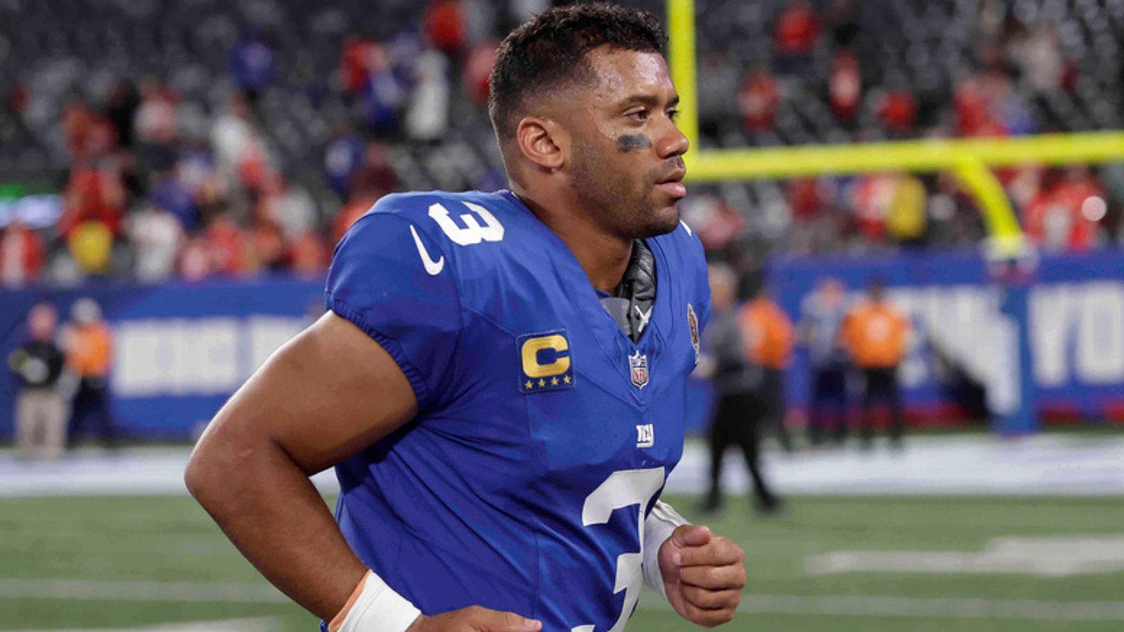 2025 NFL news and rumours: Latest signings, trades, news, players ...