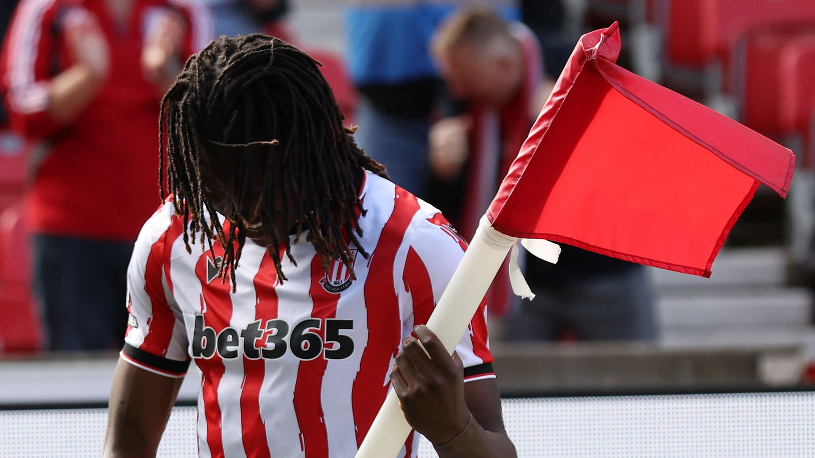 EFL highlights, tables, reports: Stoke, Derby, Blackburn win; QPR beat ...