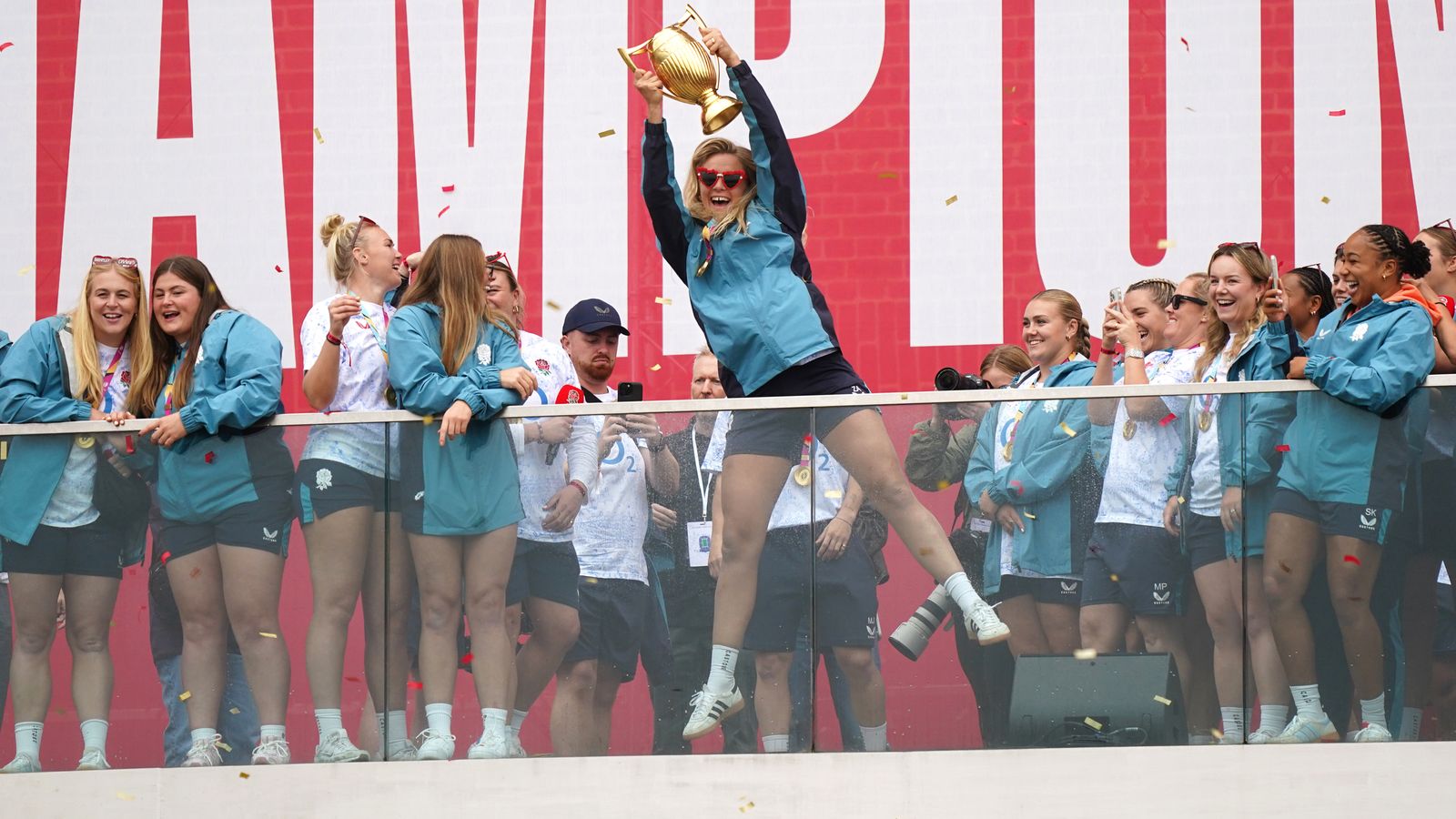 Women's Rugby World Cup: Red Roses inspired by England's football ...