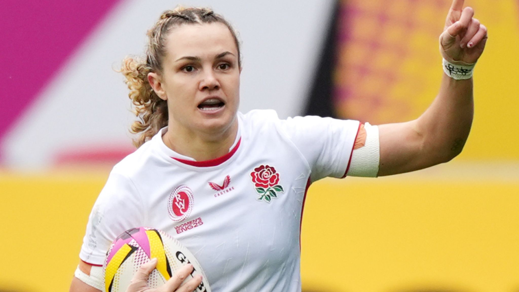 Red Roses 35-17 France: Nervy England eventually secure home Women's ...