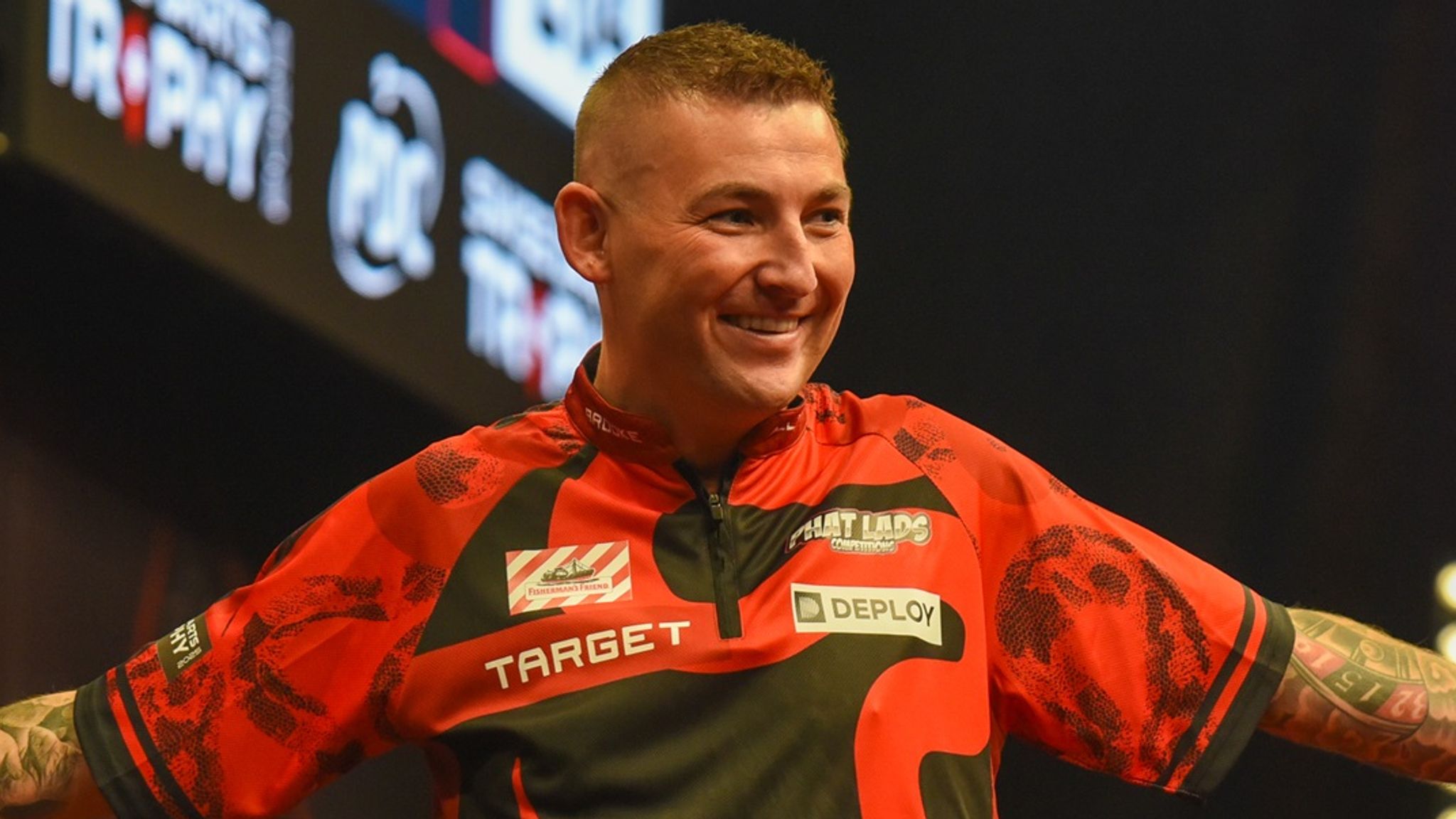 German Darts Championship: Nathan Aspinall, Raymond van Barneveld ...