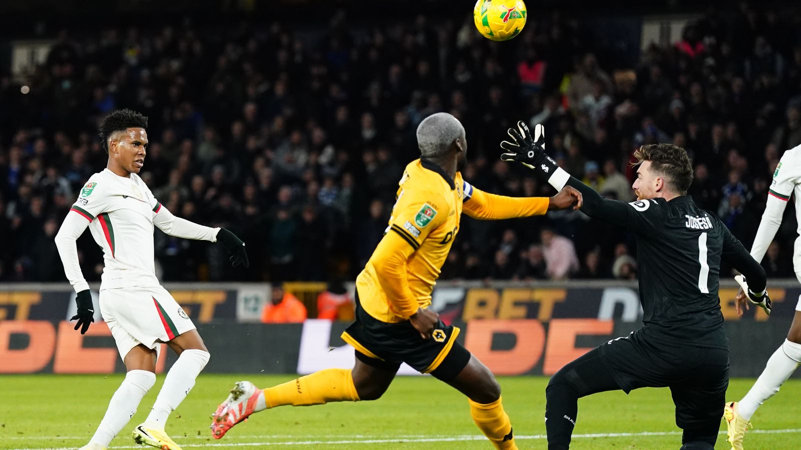 Wolves vs Chelsea LIVE! Carabao Cup match updates, in-game clips, free ...