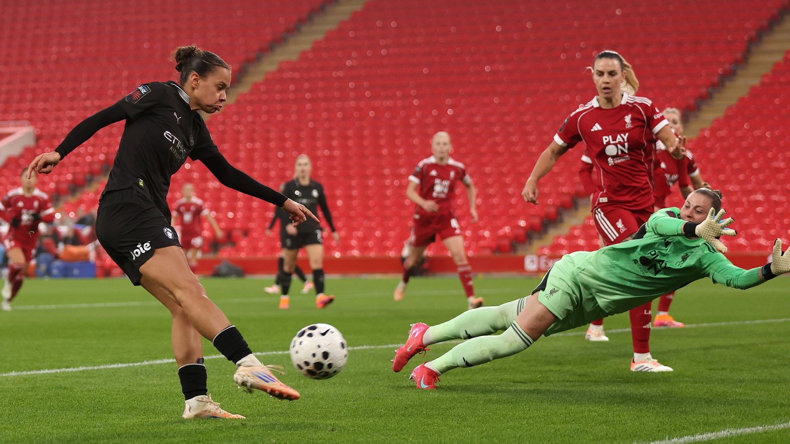 WSL LIVE! Women's Super League match updates, news, score, stream and ...