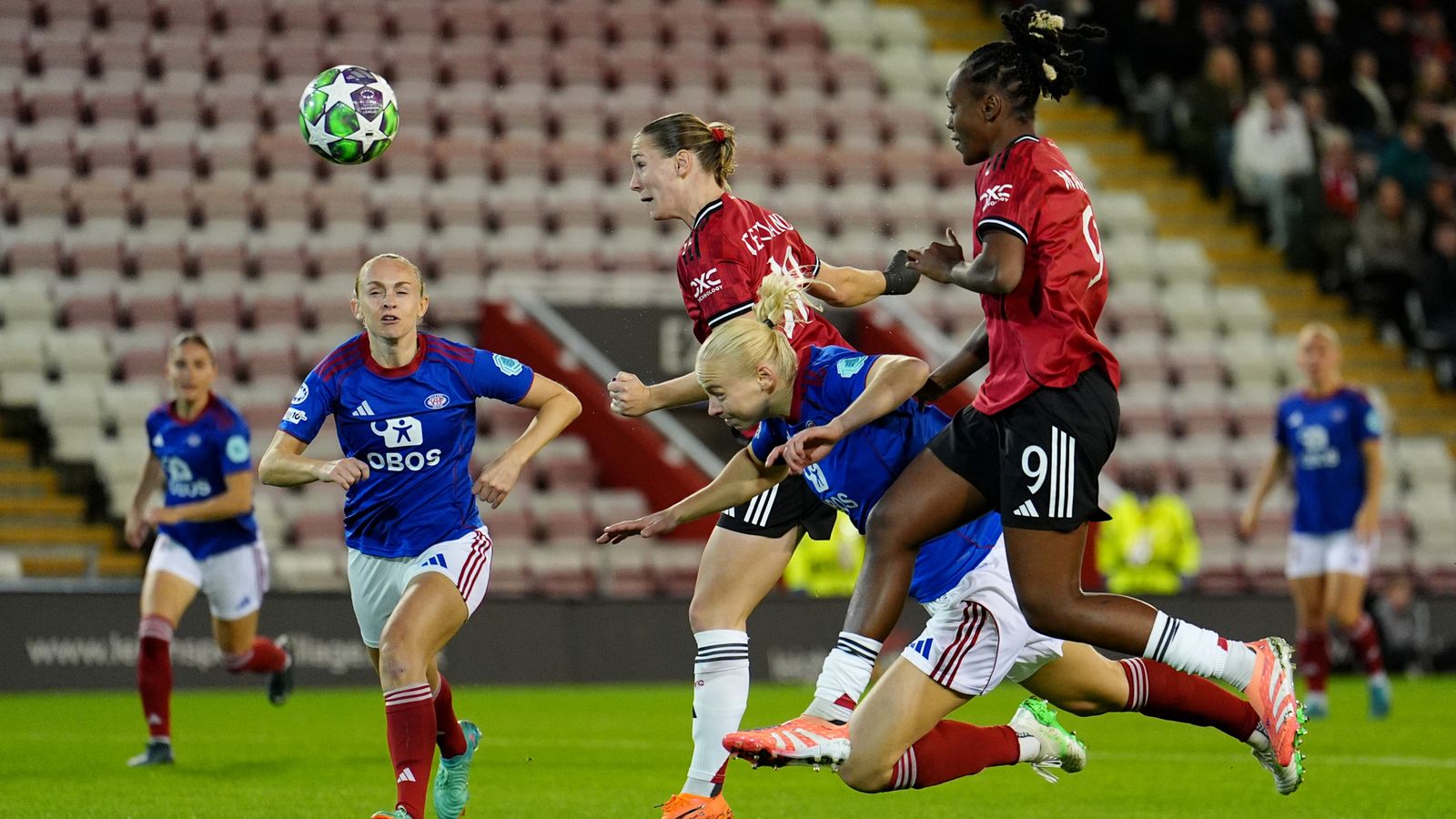 Women's Champions League LIVE! FC Twente vs Chelsea, Man Utd vs ...