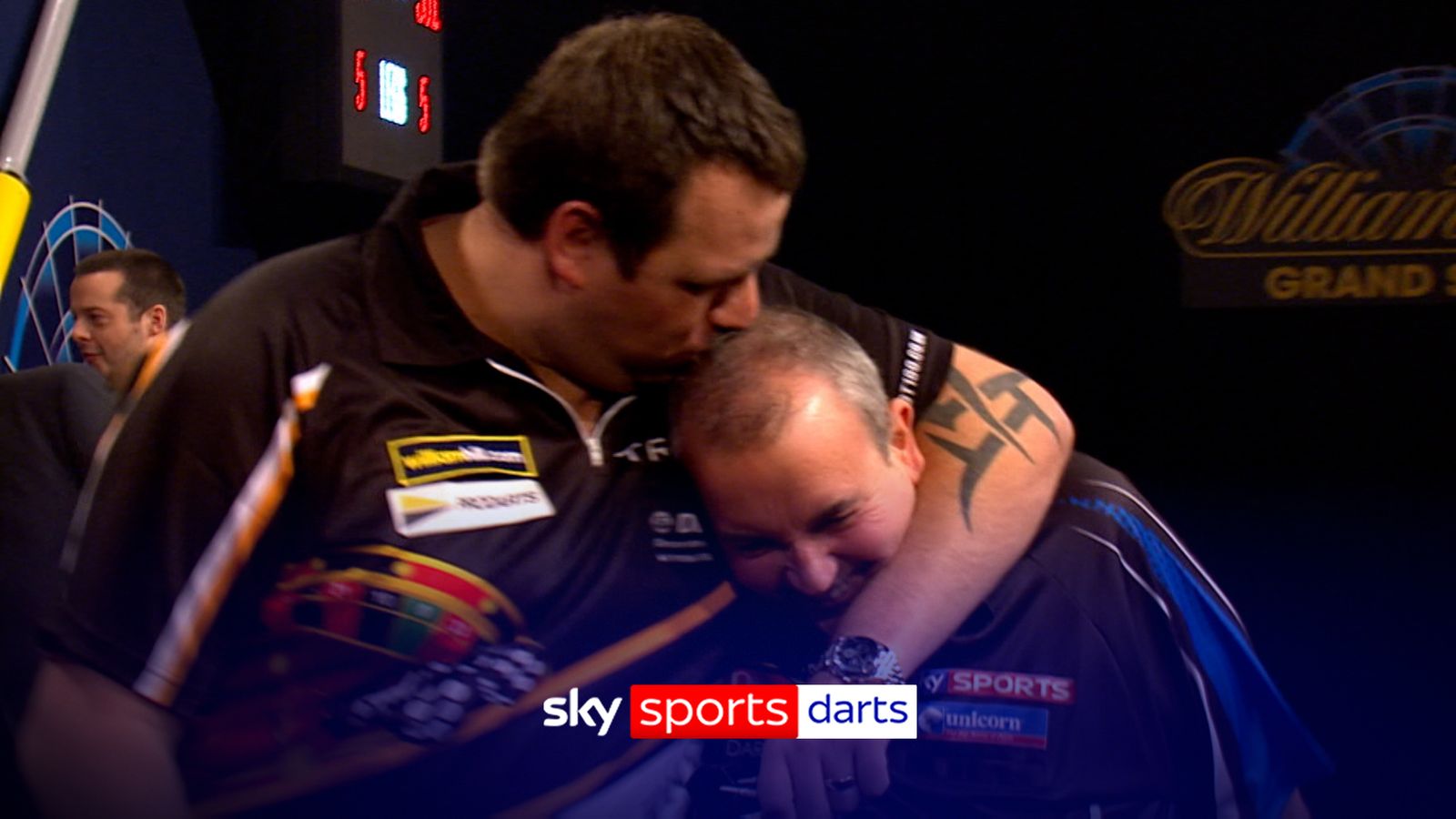 Grand Slam of Darts: Taylor and Lewis play a classic | Darts News | Sky ...