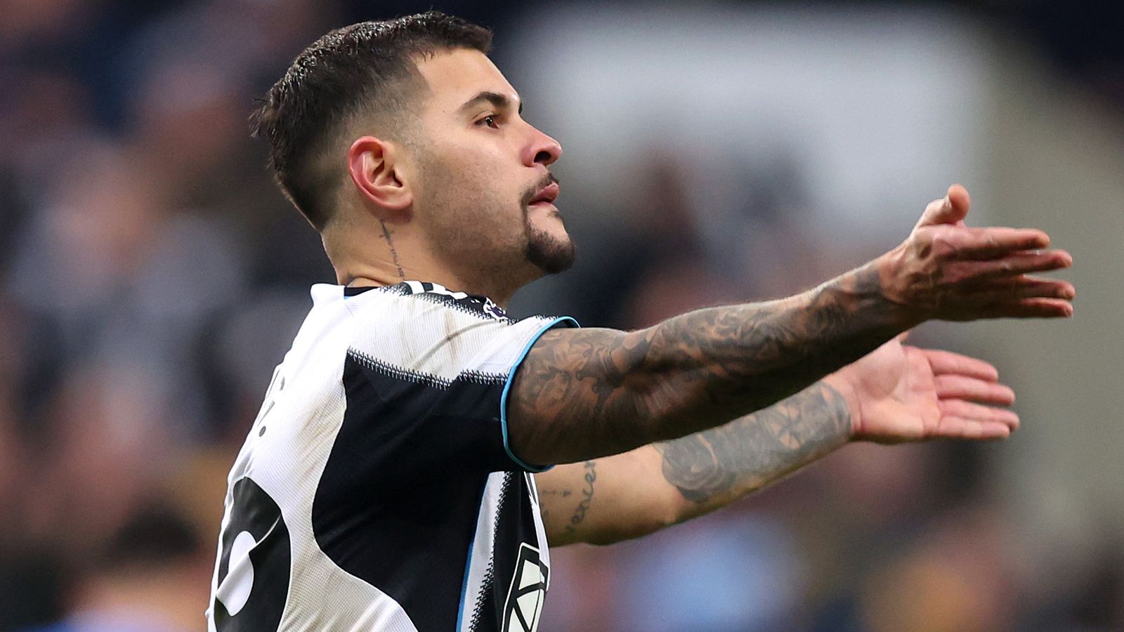 Newcastle vs Leeds LIVE! Premier League match updates, news, score ...