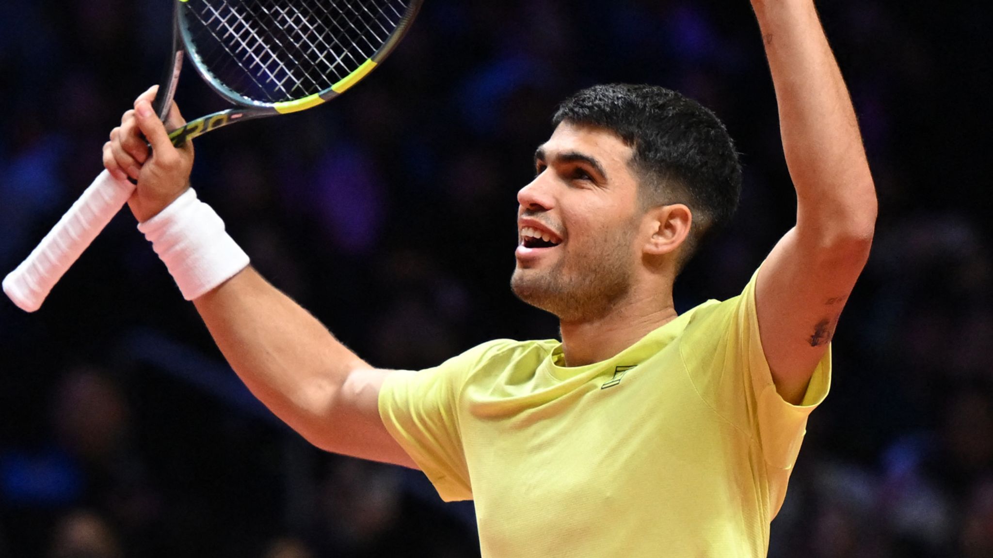 Carlos Alcaraz beats Jannik Sinner in exhibition ahead of Australian ...