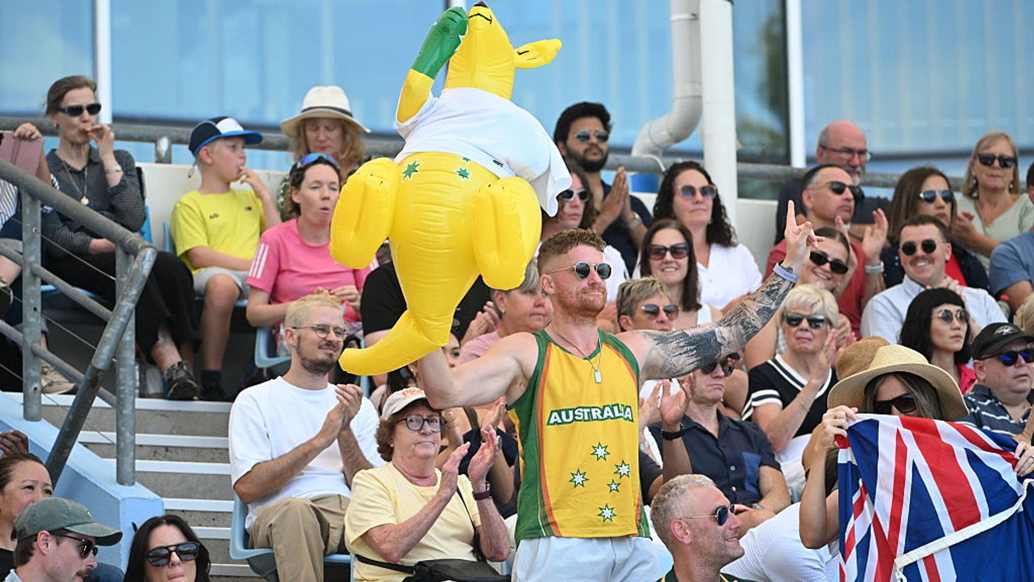 Emma Raducanu superfan ejected from Australian Open by police for being ...