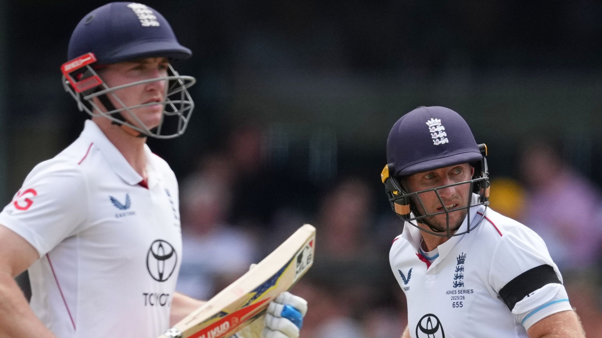 The Ashes: England on top in stormy Sydney as Joe Root and Harry Brook ...