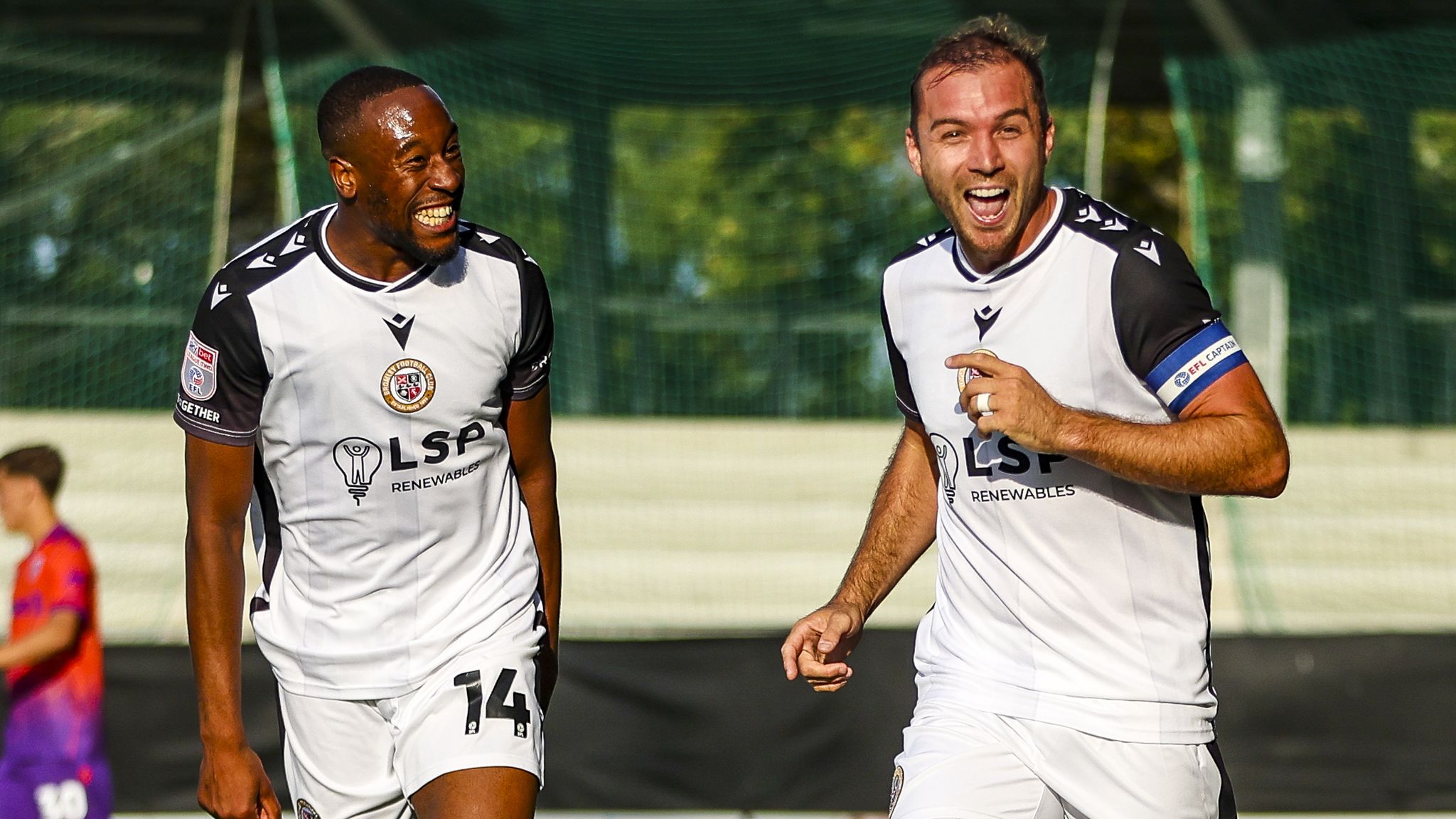 Bromley promoted to League One for the first time in history | Soccer News