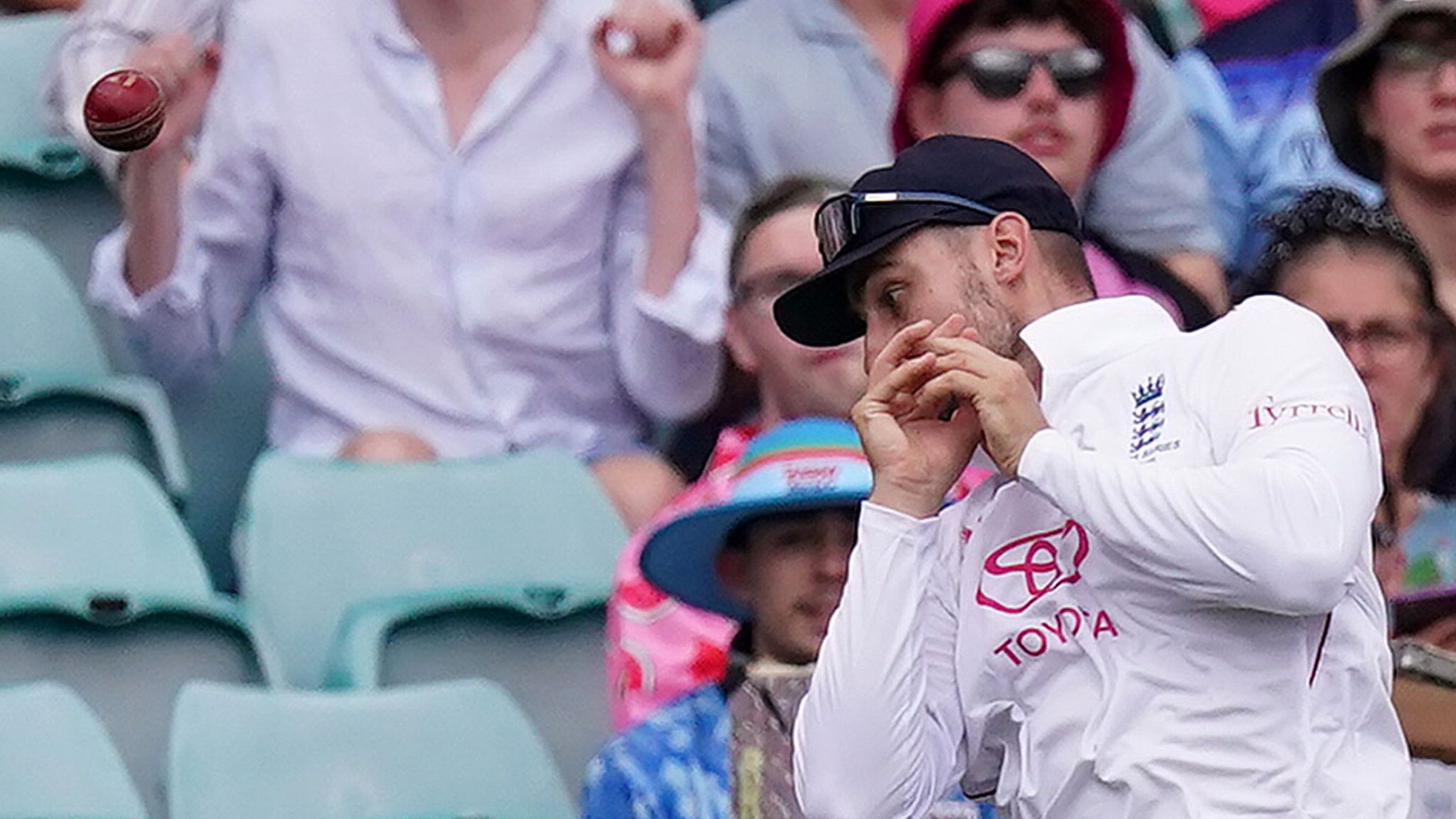 The Ashes: England toil in Sydney as Steve Smith and Travis Head score ...