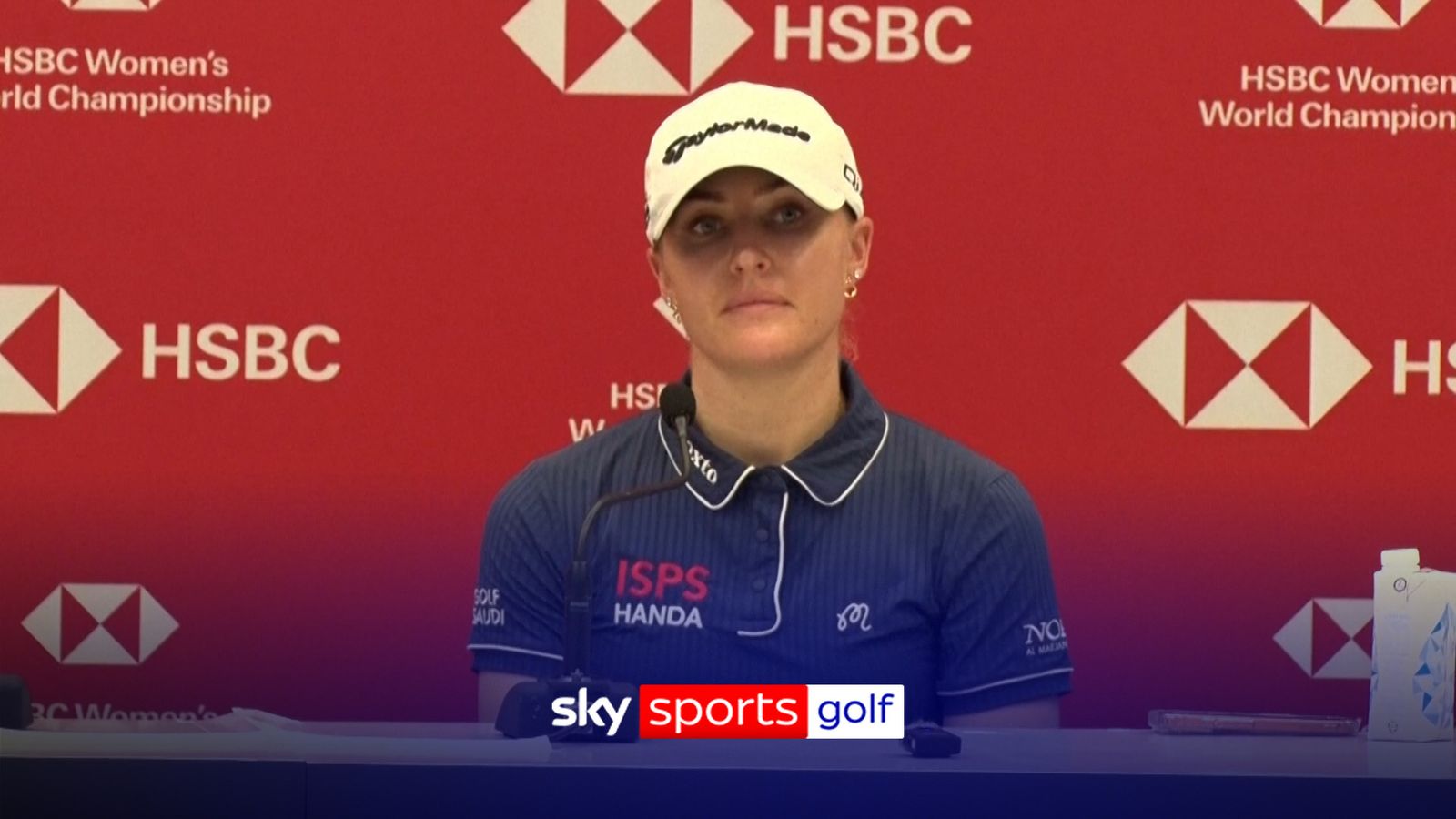 Women's World Championship: England's Mimi Rhodes two shots off leader ...