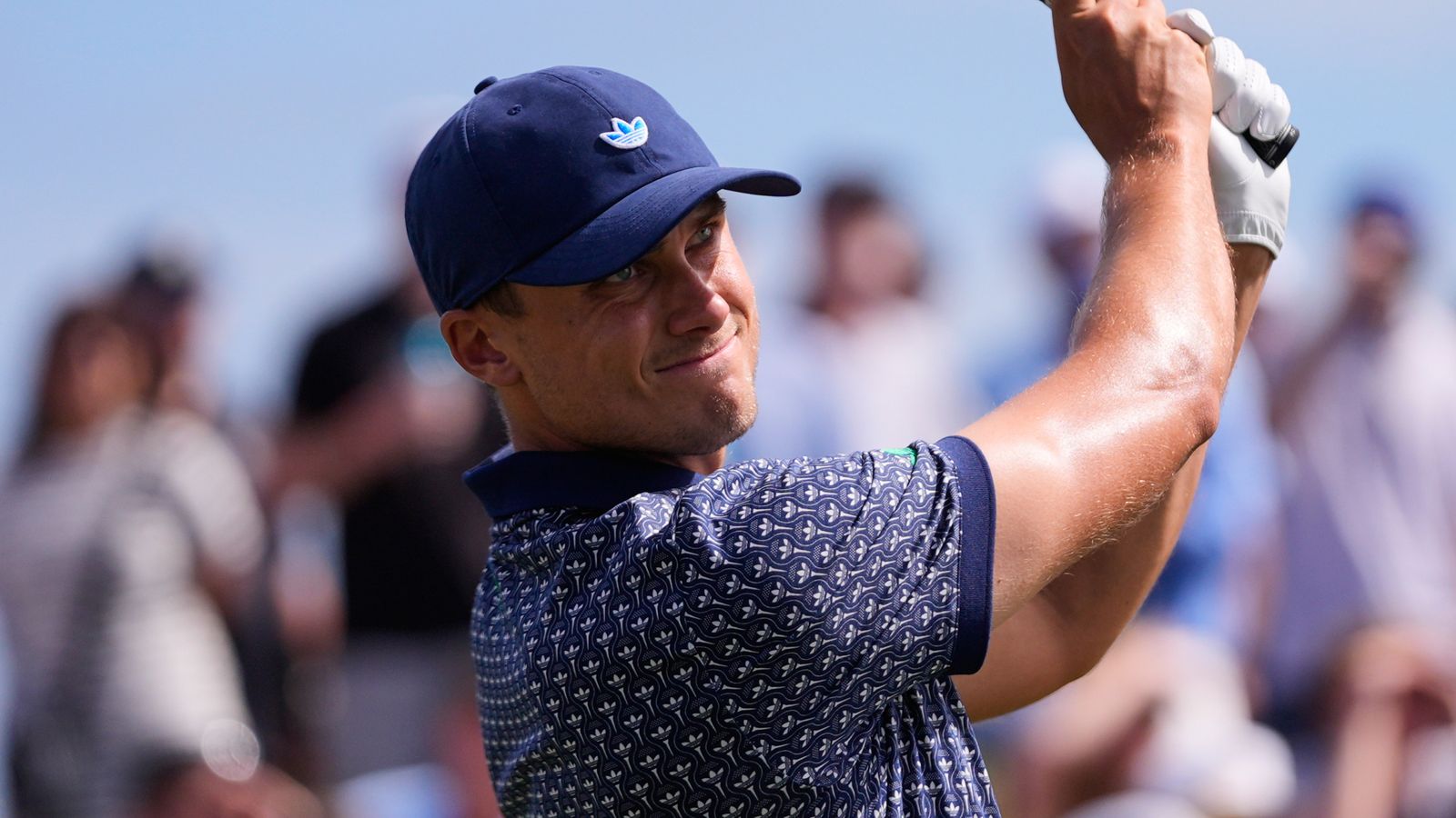 The Players: Ludvig Åberg takes three-shot lead into final round at TPC ...