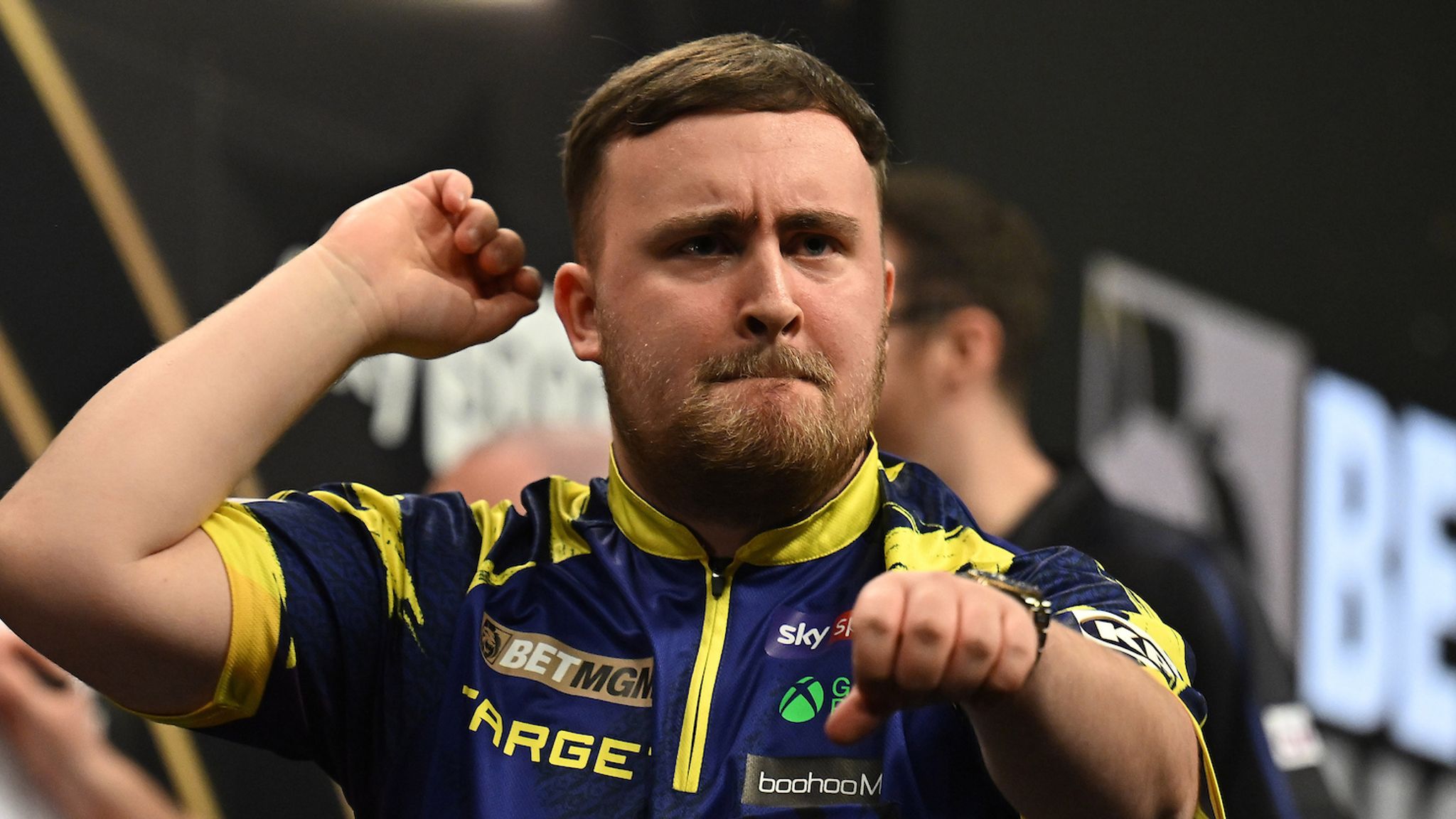 Premier League Darts: Luke Littler battles back from brink to edge ...