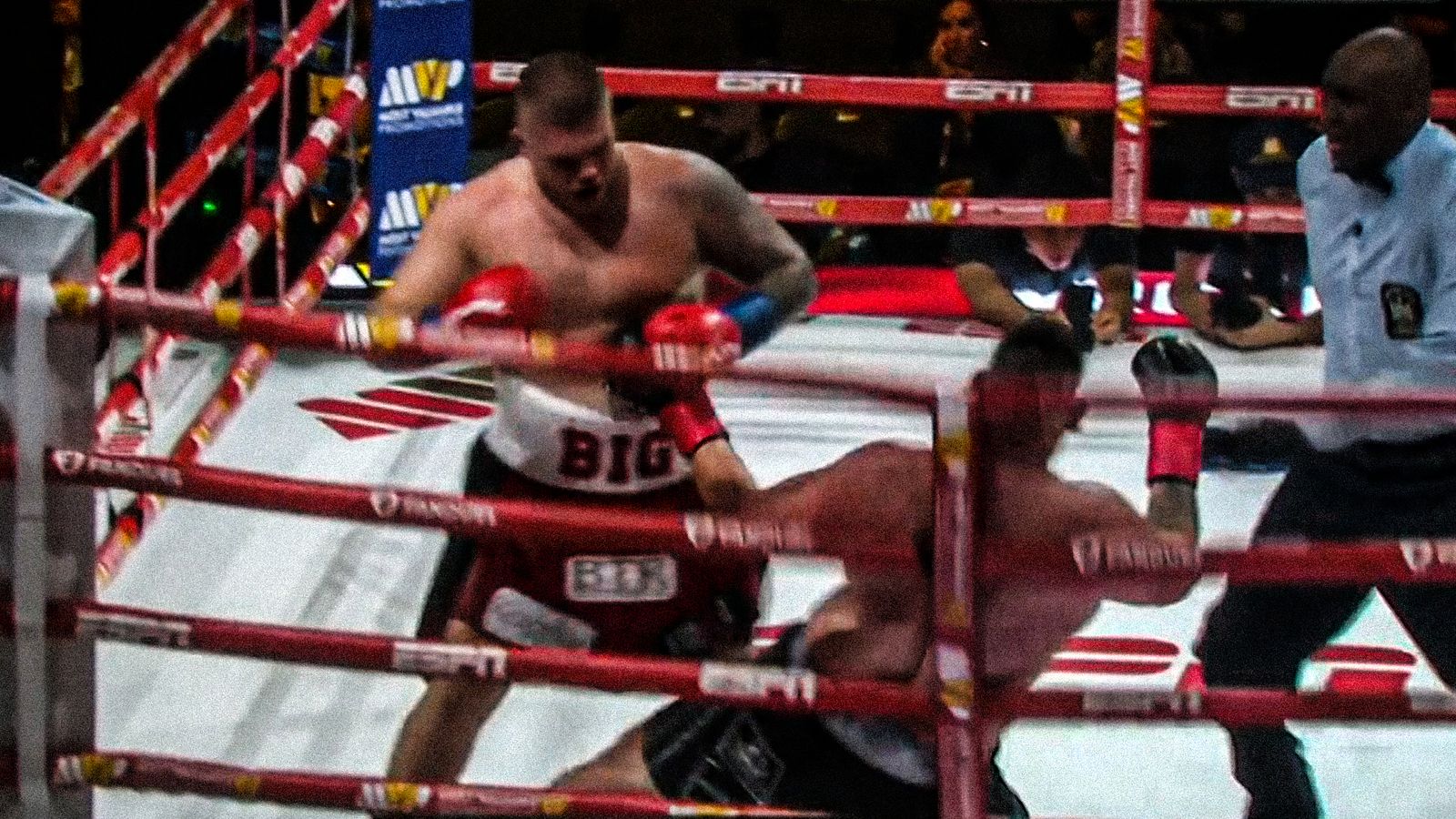 Luis Gjolena produces HUGE knockout to stop Robert Salinas in second ...