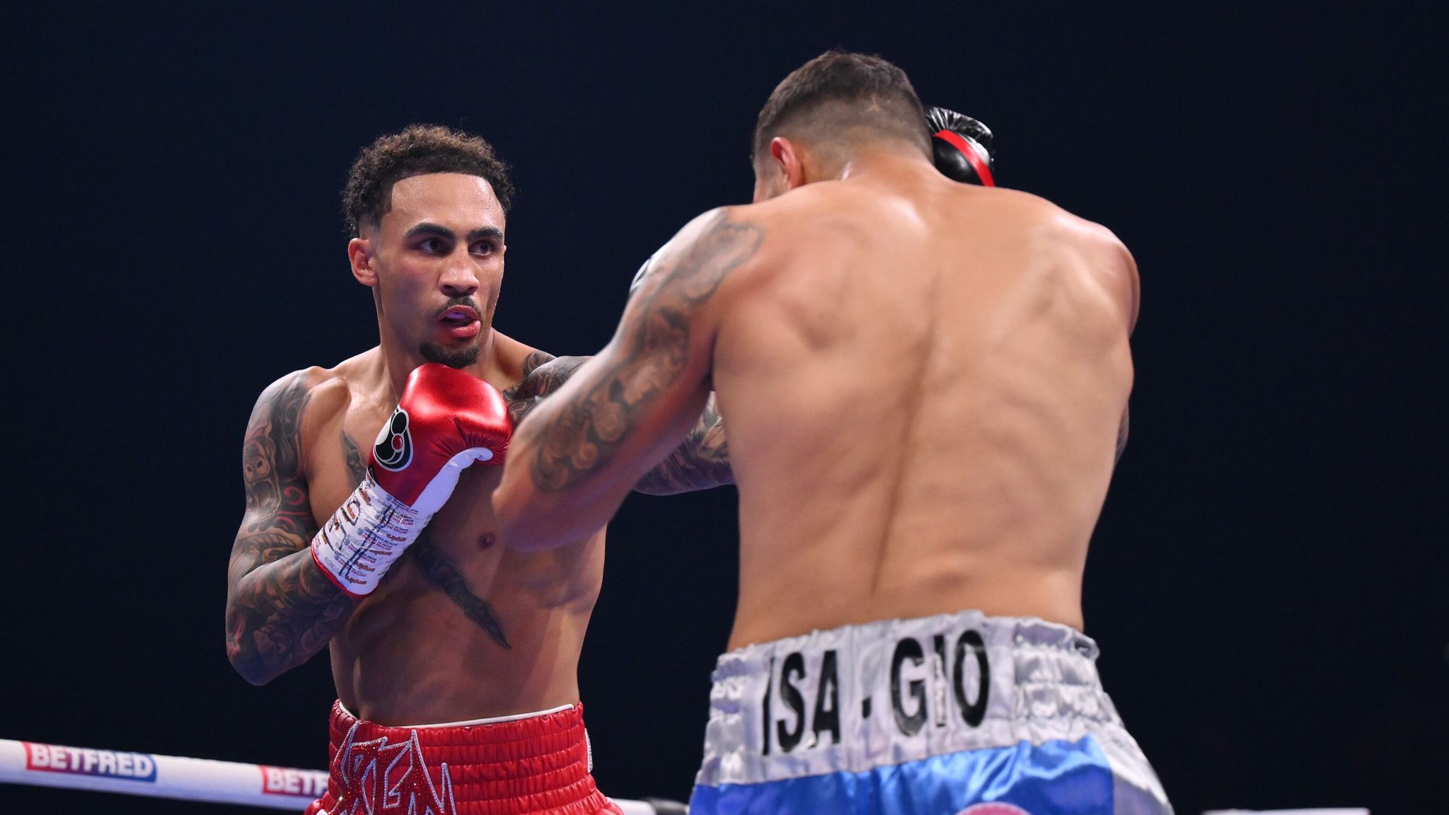 Ben Whittaker knocks out Braian Suarez in first round before announcing ...
