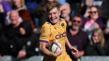 Premiership Rugby: Fin Smith's late try sees Northampton Saints claim ...
